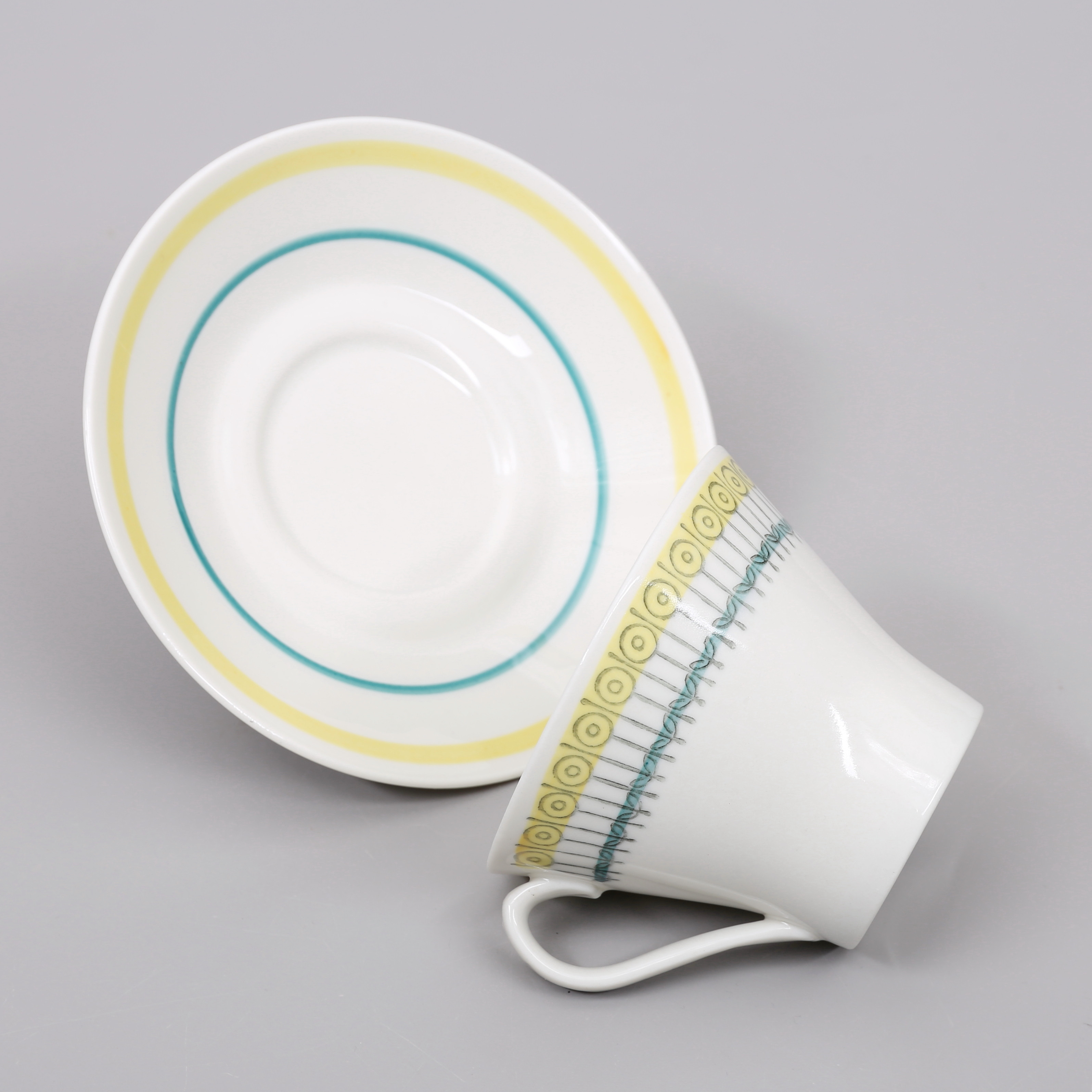 Images for 2438282. HELMER RINGSTRÖM. Teacup, "Daisy Sphinx", Upsala ...