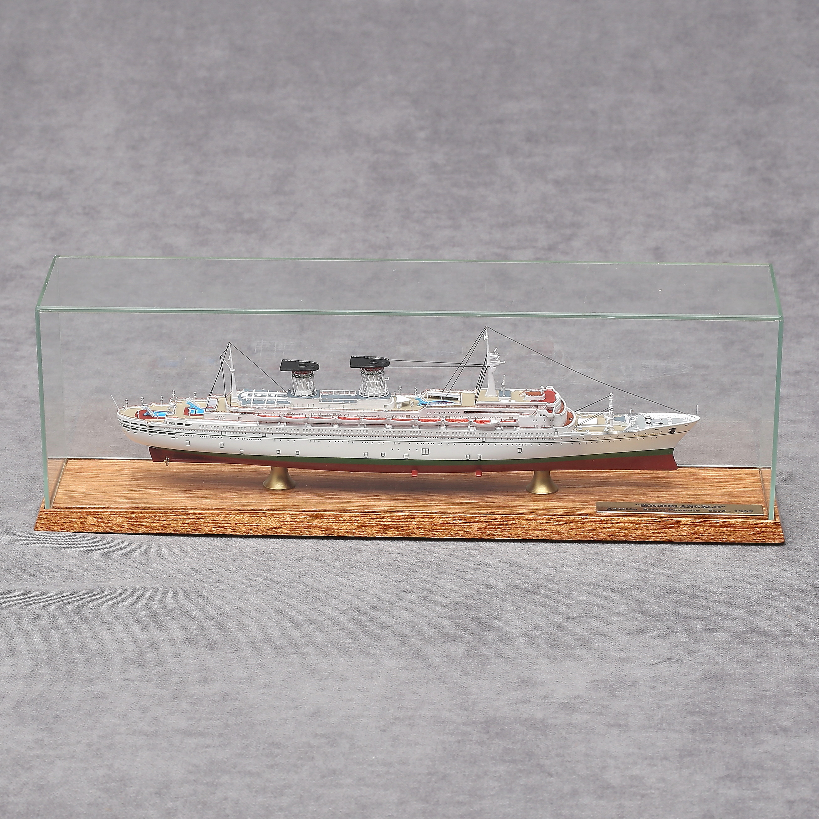 Bilder för 2442497. FARTYGSMODELL, Classic Ship Collection ...