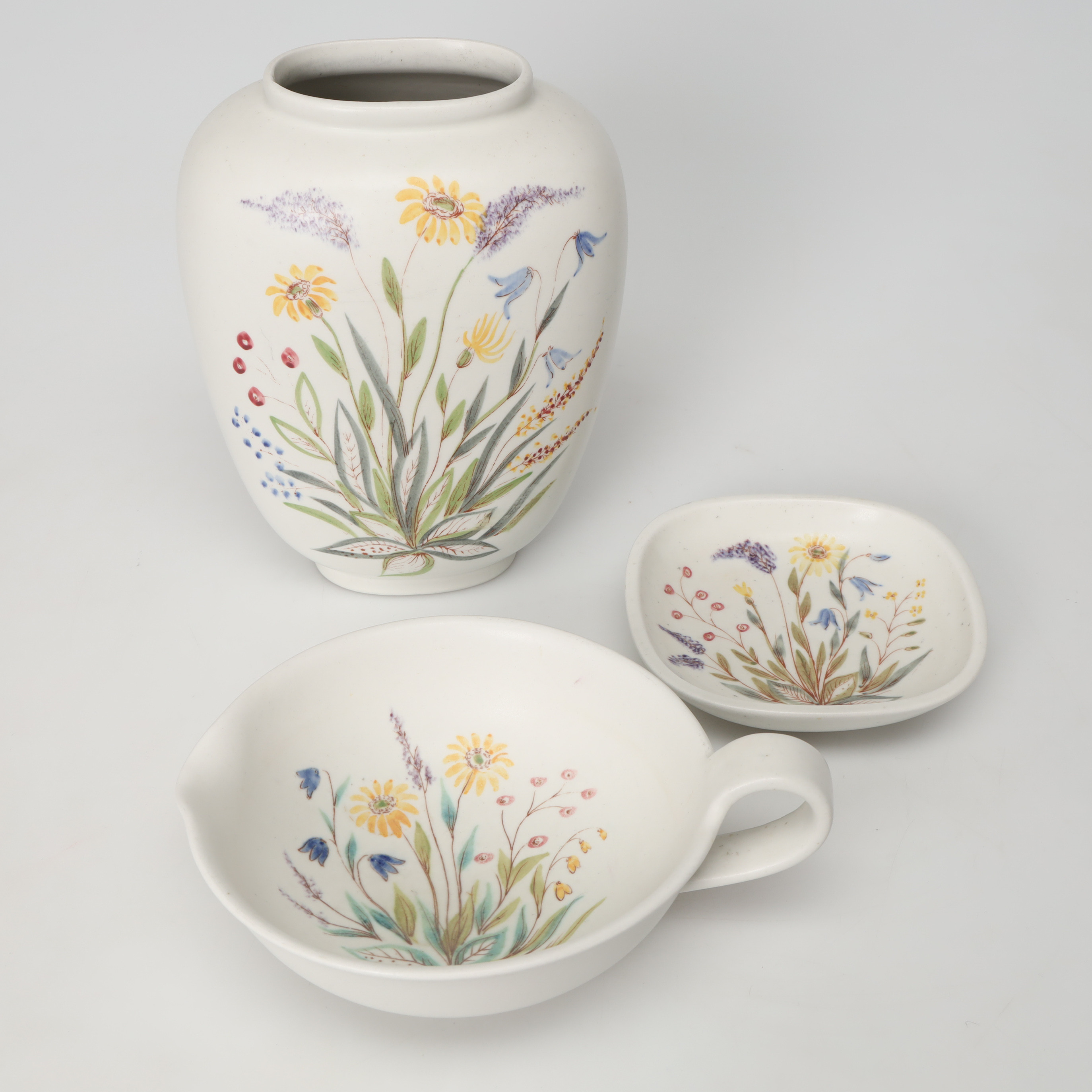 Images for 2448572. BOWL, VASES, FRUIT SET, 11 parts, porcelain ...