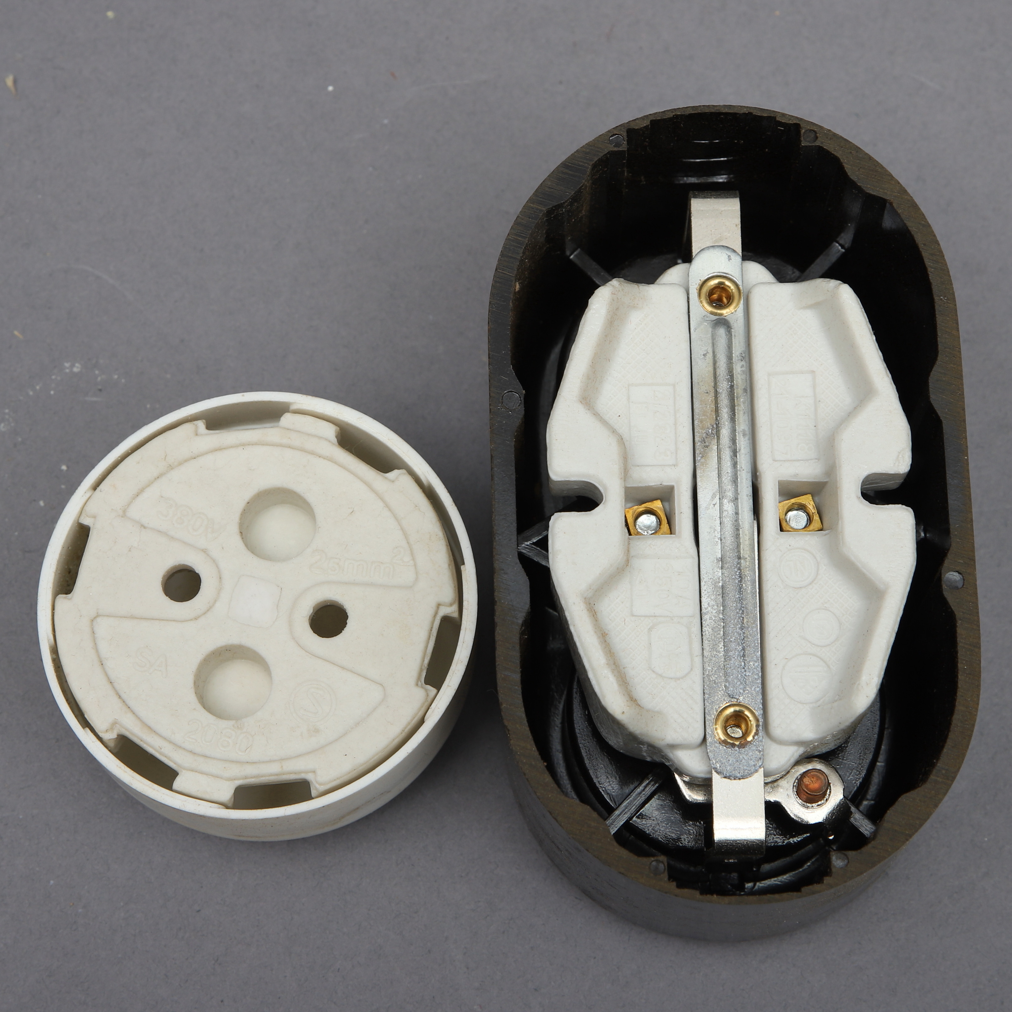 Images for 2454289. ELECTRICAL OUTLETS/ELECTRICAL BRANCHES, bakelite ...