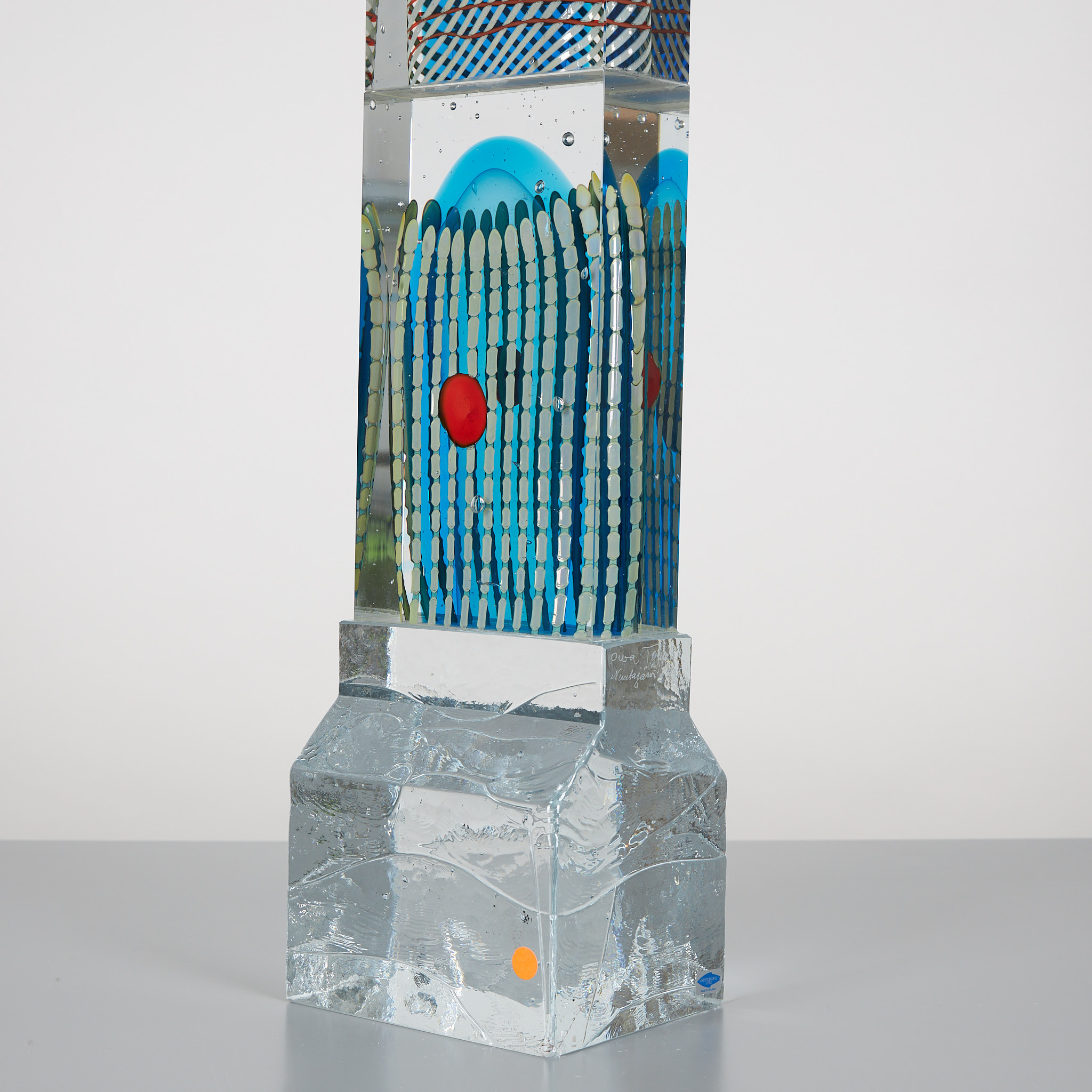 OIVA TOIKKA. GLASS SCULPTURE, signed Oiva Toikka Nuutajärvi Notsjö ...