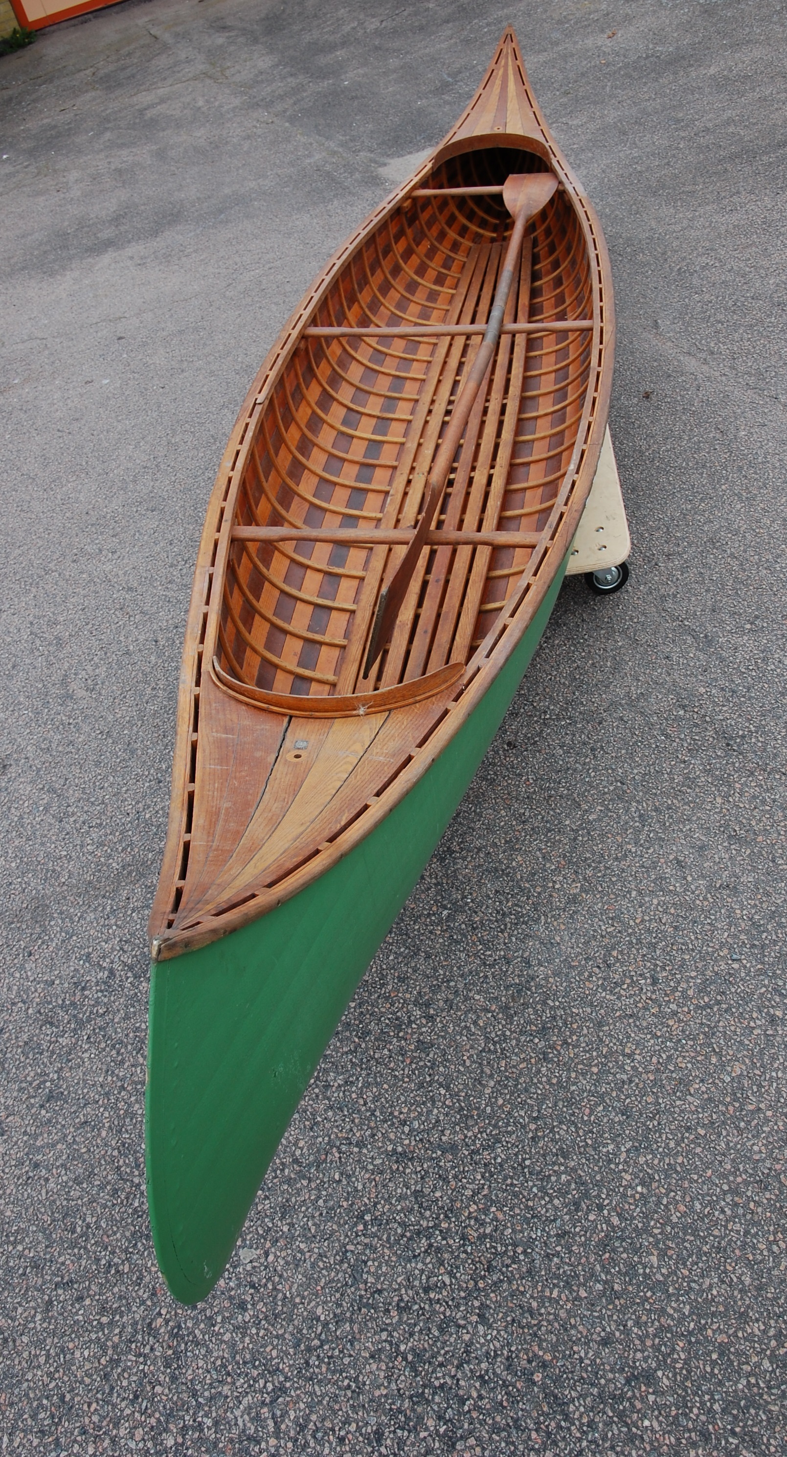 KANADENSARE, " Kanot-Gedda " 1950-tal. Övrigt - Övrigt - Auctionet