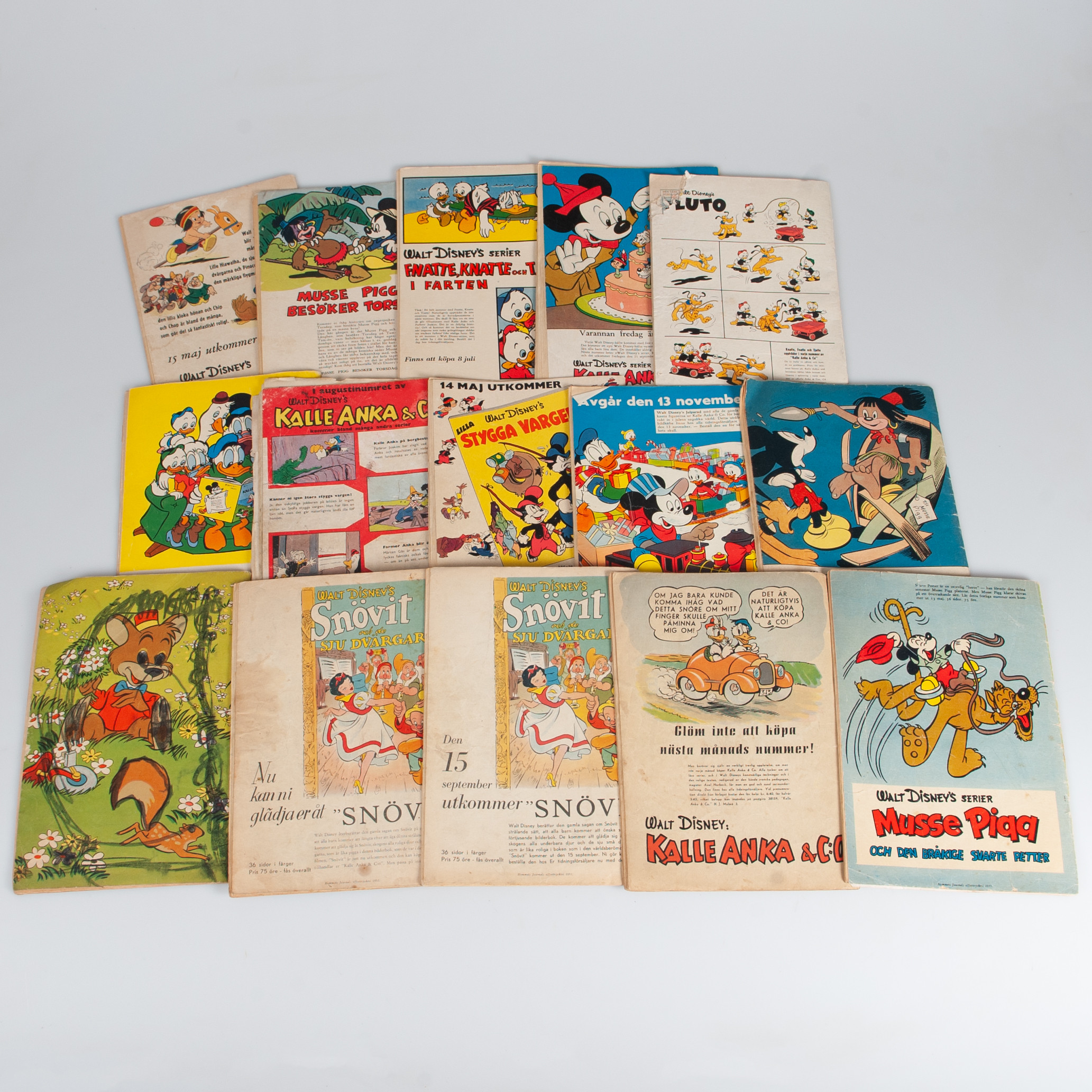 Images for 2468277. DONALD DUCK. 15 numbers 40s-50s. - Auctionet