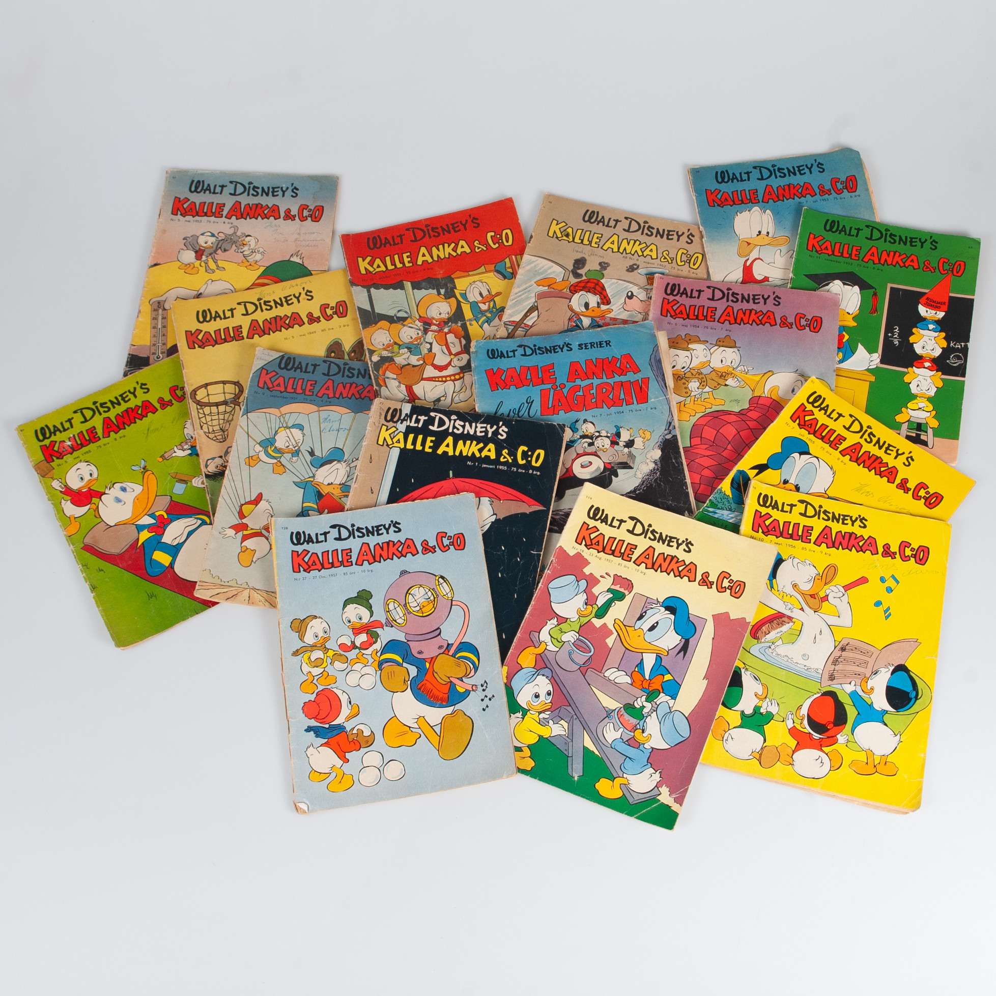 Images for 2468277. DONALD DUCK. 15 numbers 40s-50s. - Auctionet