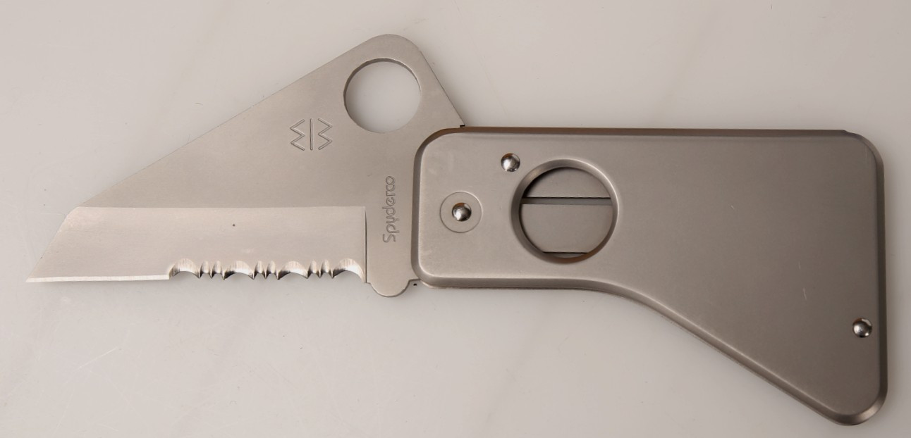 Bilder för 2469907. FÄLLKNIV, Spyderco,"Spydercard" stål, AUS 6 Japan ...