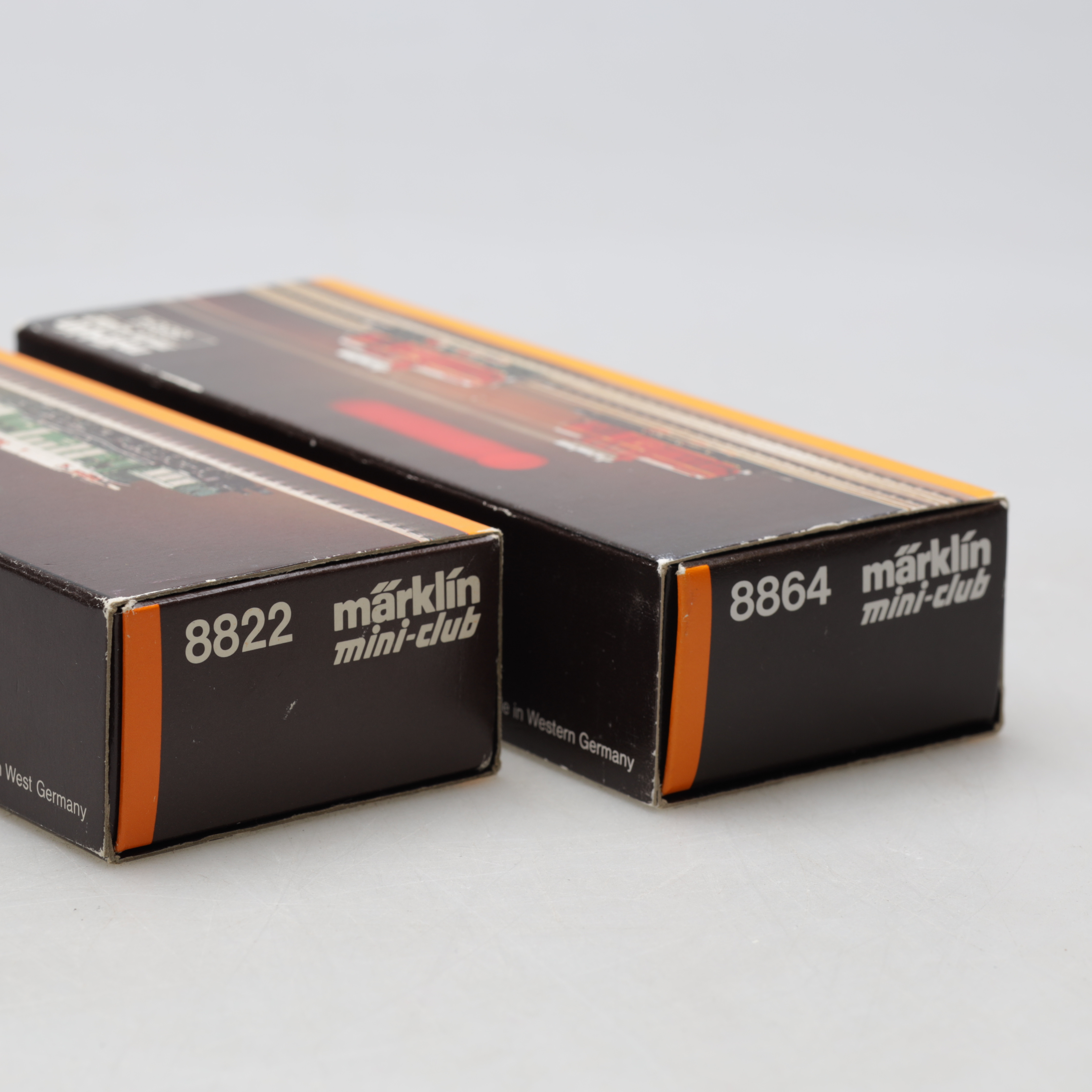 Images for 2473241. MÄRKLIN Mini-Club, 2 diesel locomotives, 8864 and ...