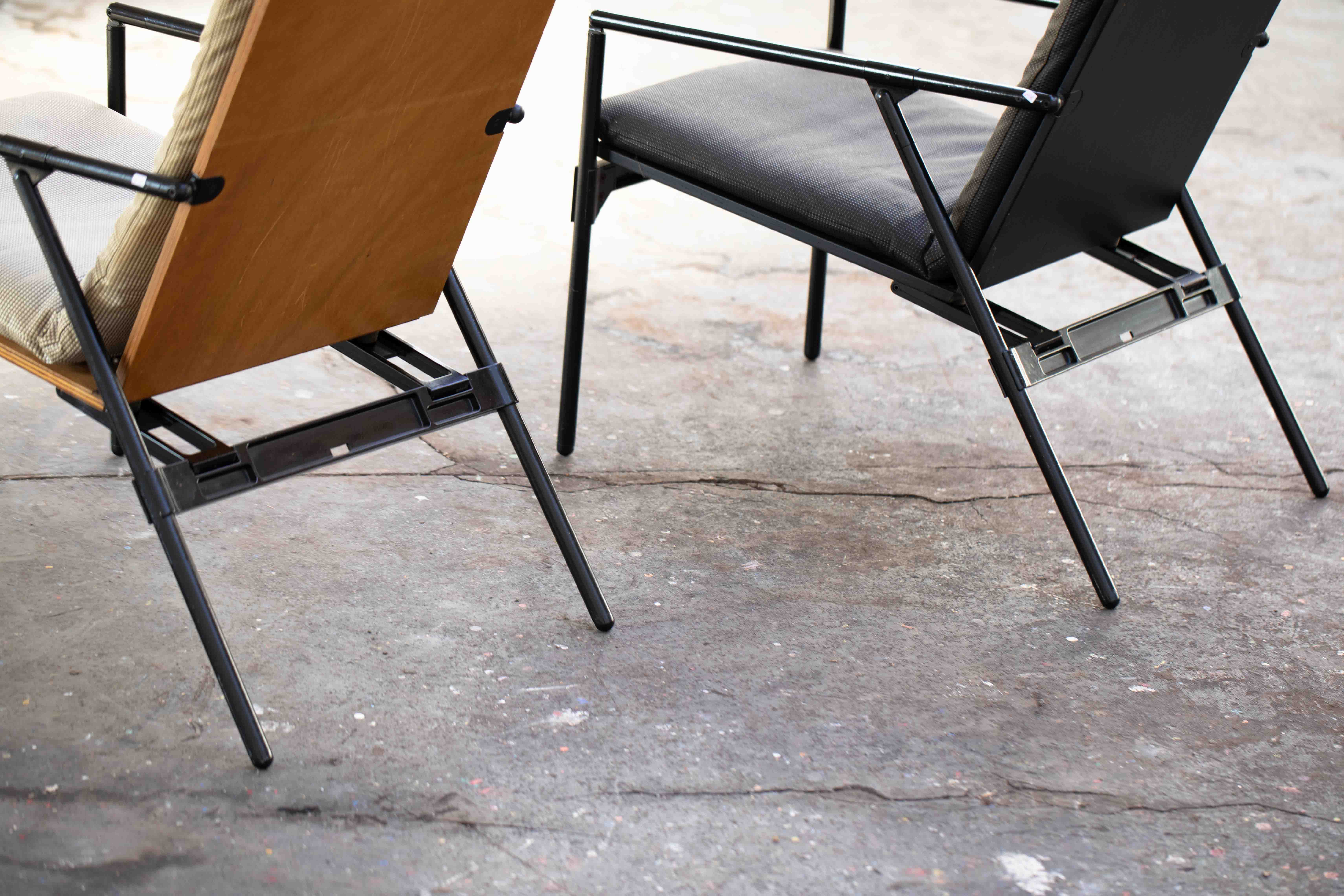 Images for 2473436. RICHARD SAPPER. B&B Italia, 2 x folding chairs ...