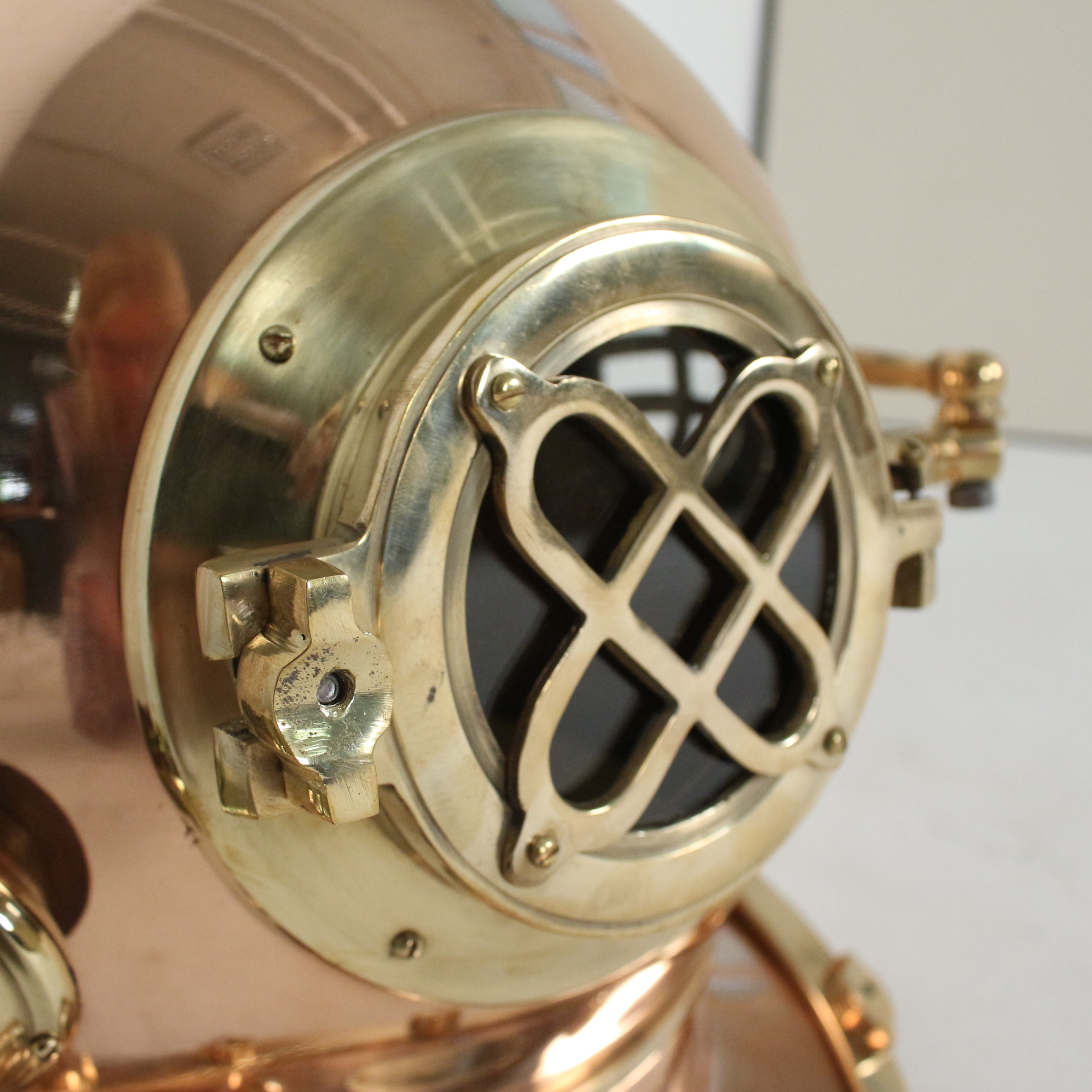 Images for 2476702. DIVING HELMET 'US Navy Diving Helmet', metal ...