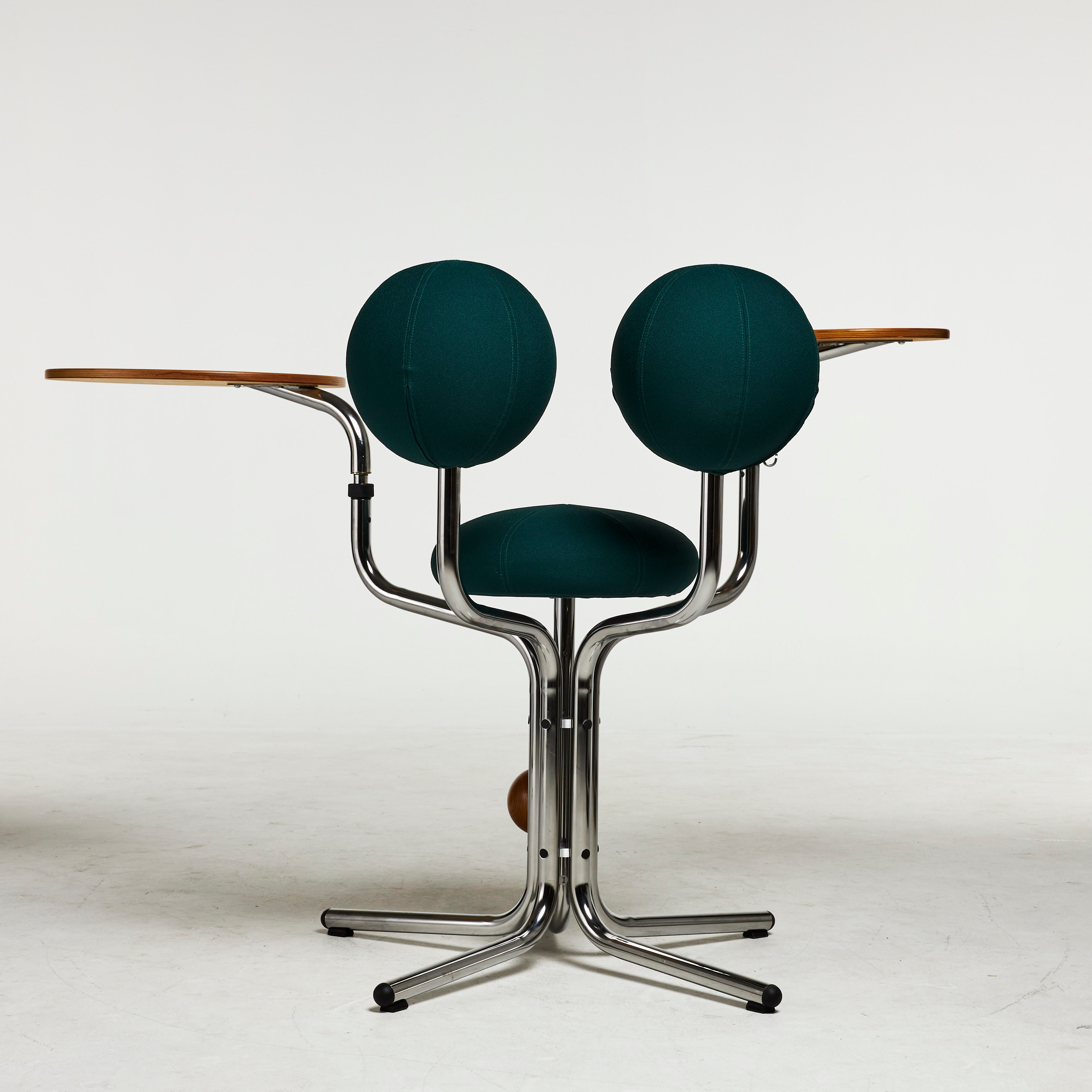 Bilder för 2476917. PETER OPSVIK. Arbetsstol "Globe Tree ...