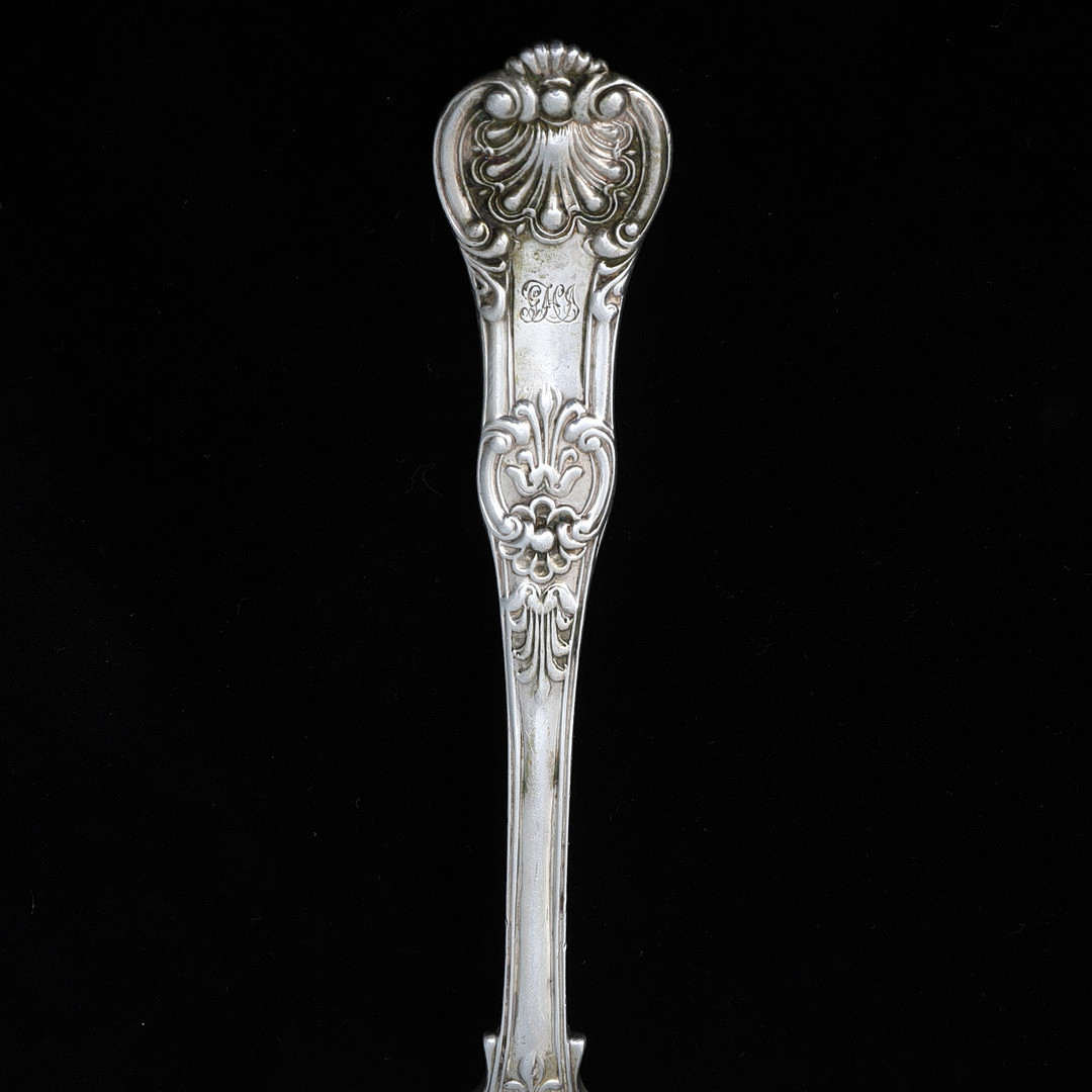 Images for 2477787. A COLLECTED PART CANTEEN OF QUEENS PATTERN SILVER ...