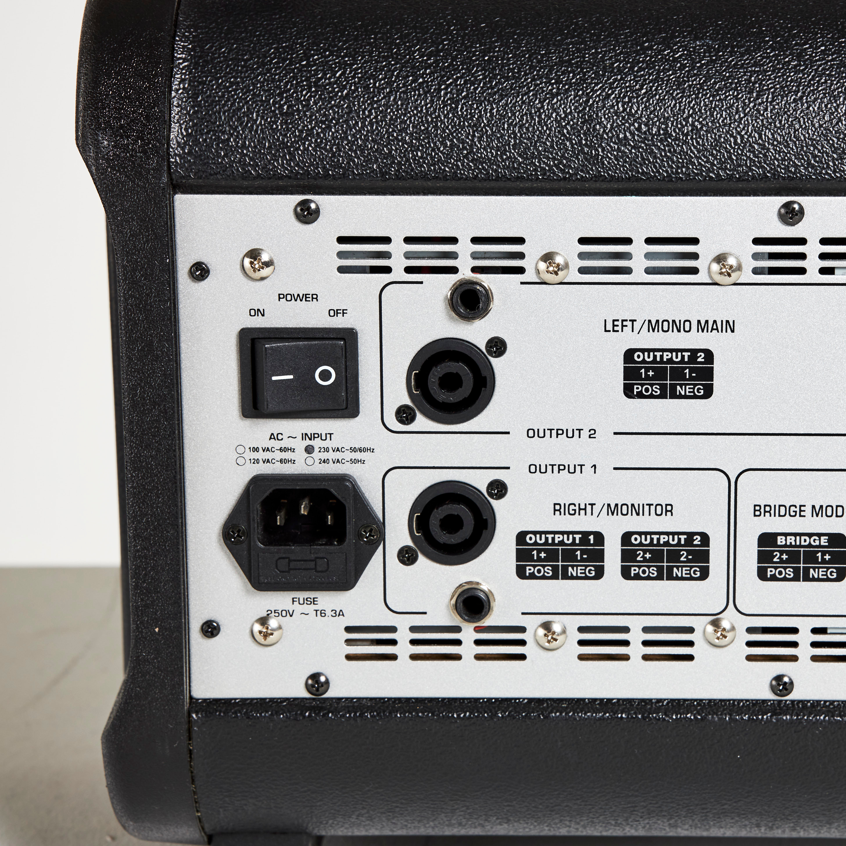 Bilder zu 2488447. PA-SYSTEM, Alto, PBM8.500 und Lautsprecher Elvis 15 ...