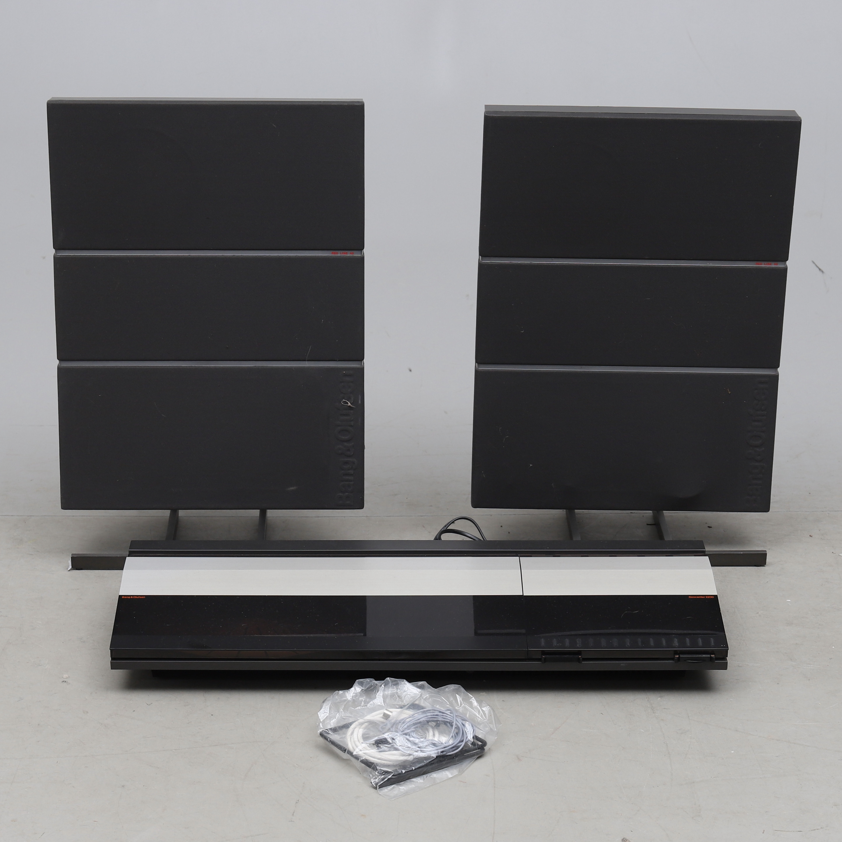 Images for 2501950. STEREO SYSTEM, 3 parts, "Beocenter 2200", and "Red ...