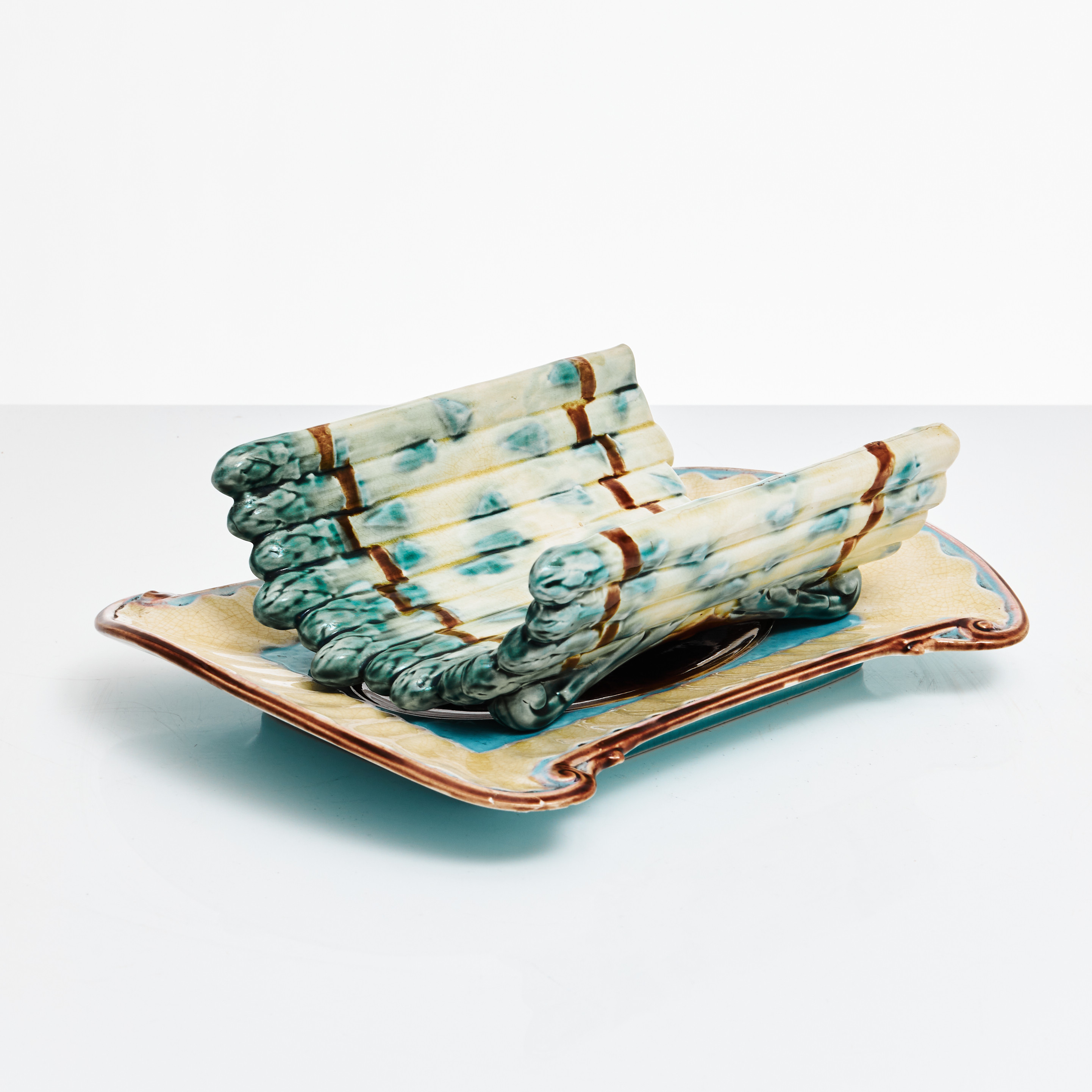 Images for 2502659. SPARROW DISH with saucer, majolica, flintware, turn ...