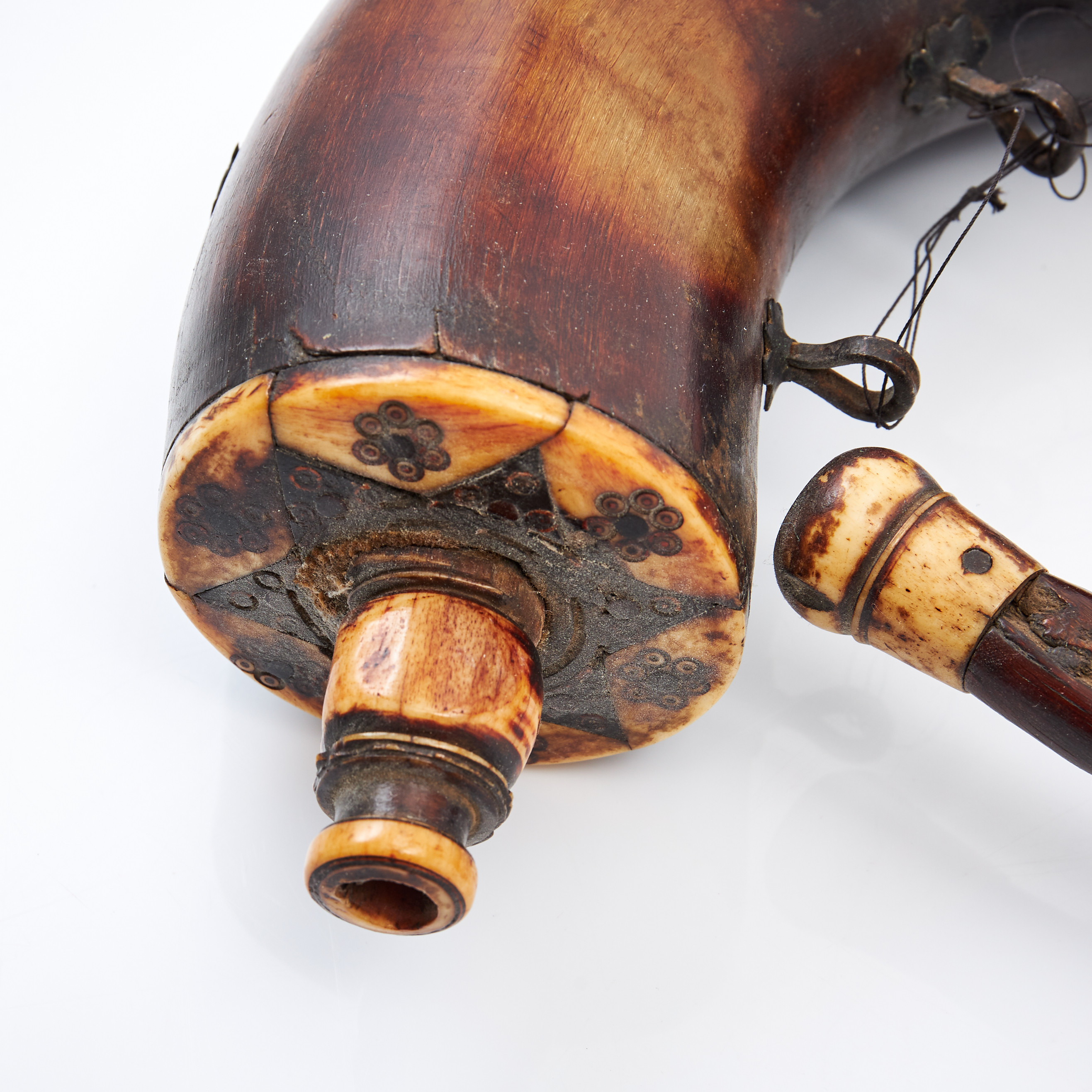 Images for 2536349. POWDER HORN, Indian, 19th century, heavily curved ...