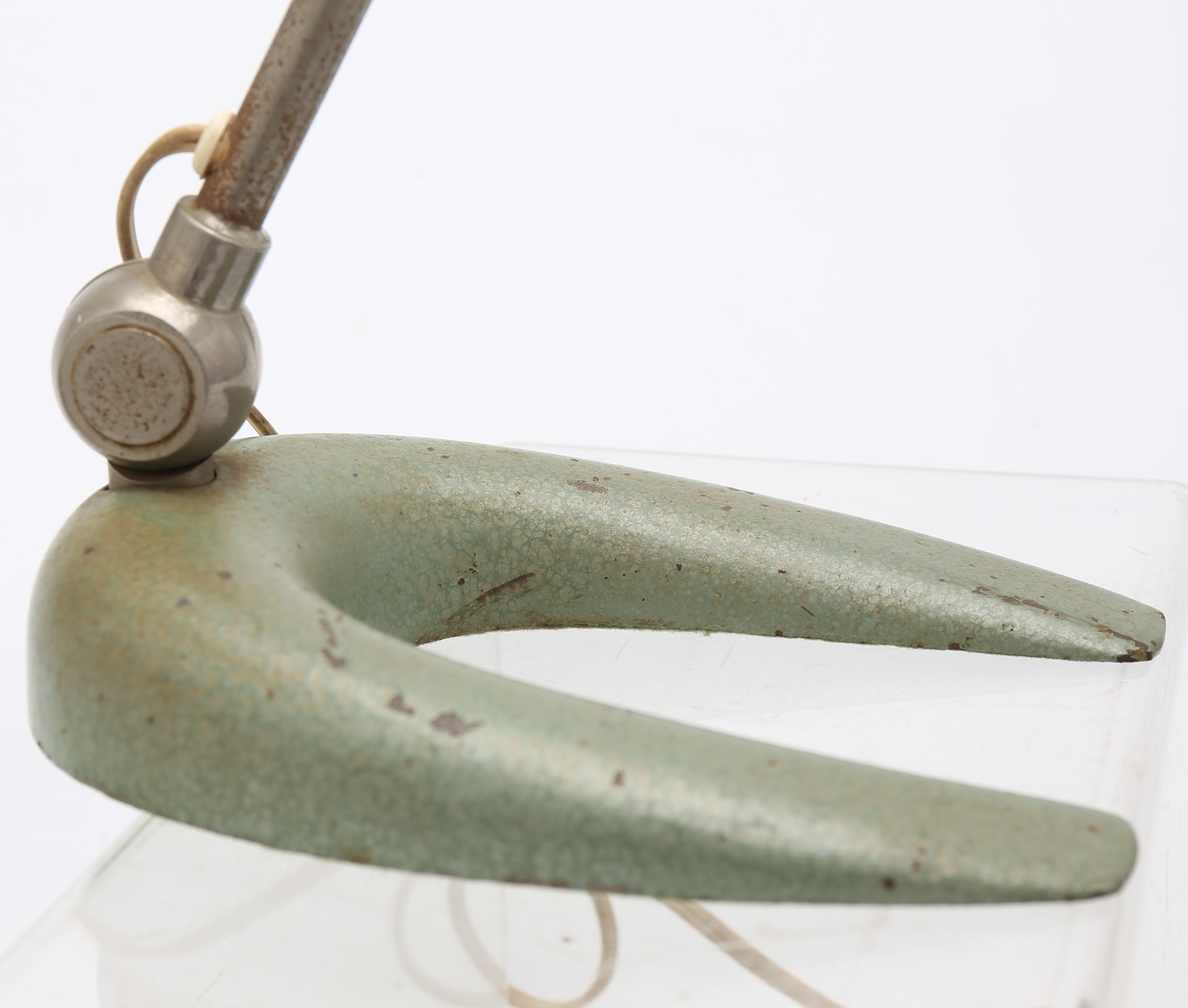 Bilder för 2544657. Bordslampa av industrityp troligen tysk med stålbas ...