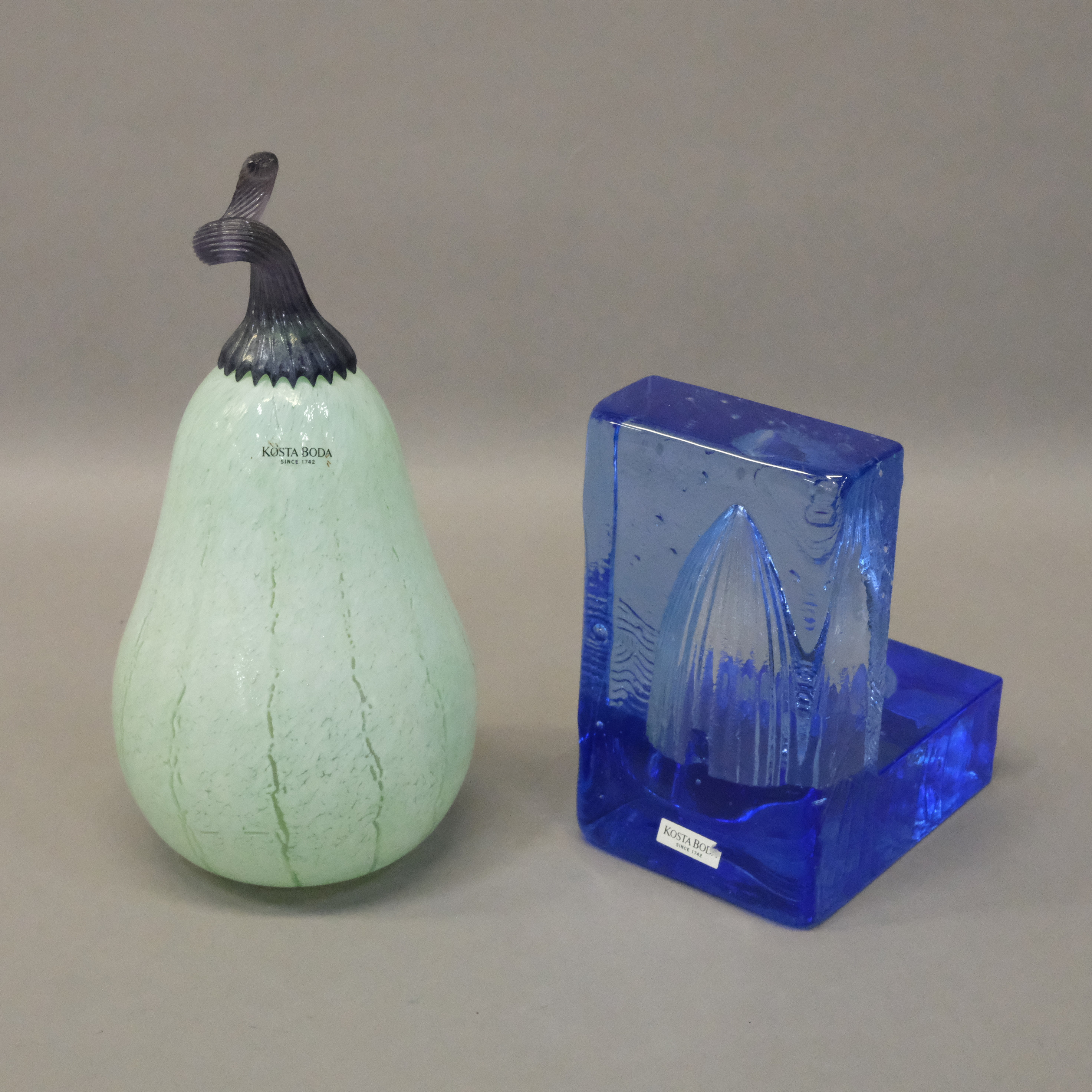 Images for 2550561. GUNNEL SAHLIN GLASS BULBS AND KOSTA BODA CANDLE ...