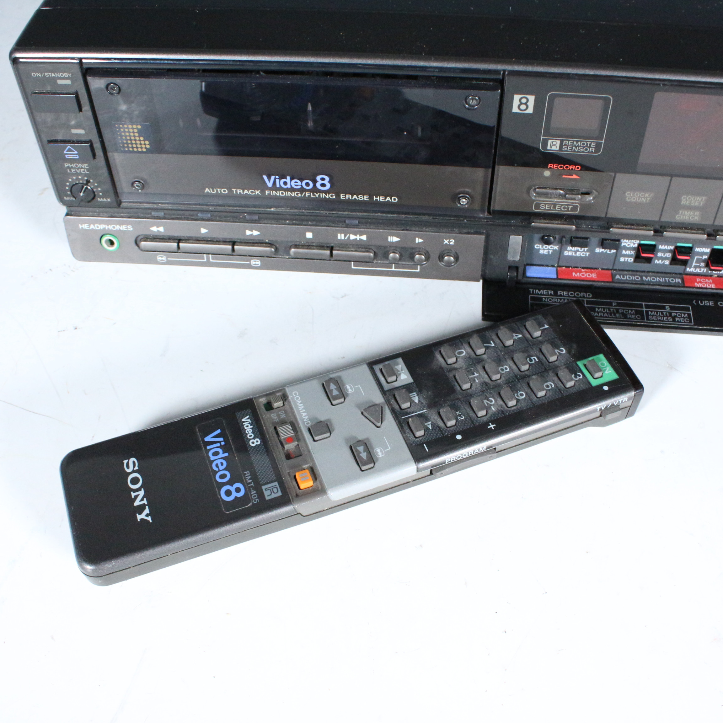 Images for 2550629. Sony EV-S700 ES Video Recorder Video 8. - Auctionet