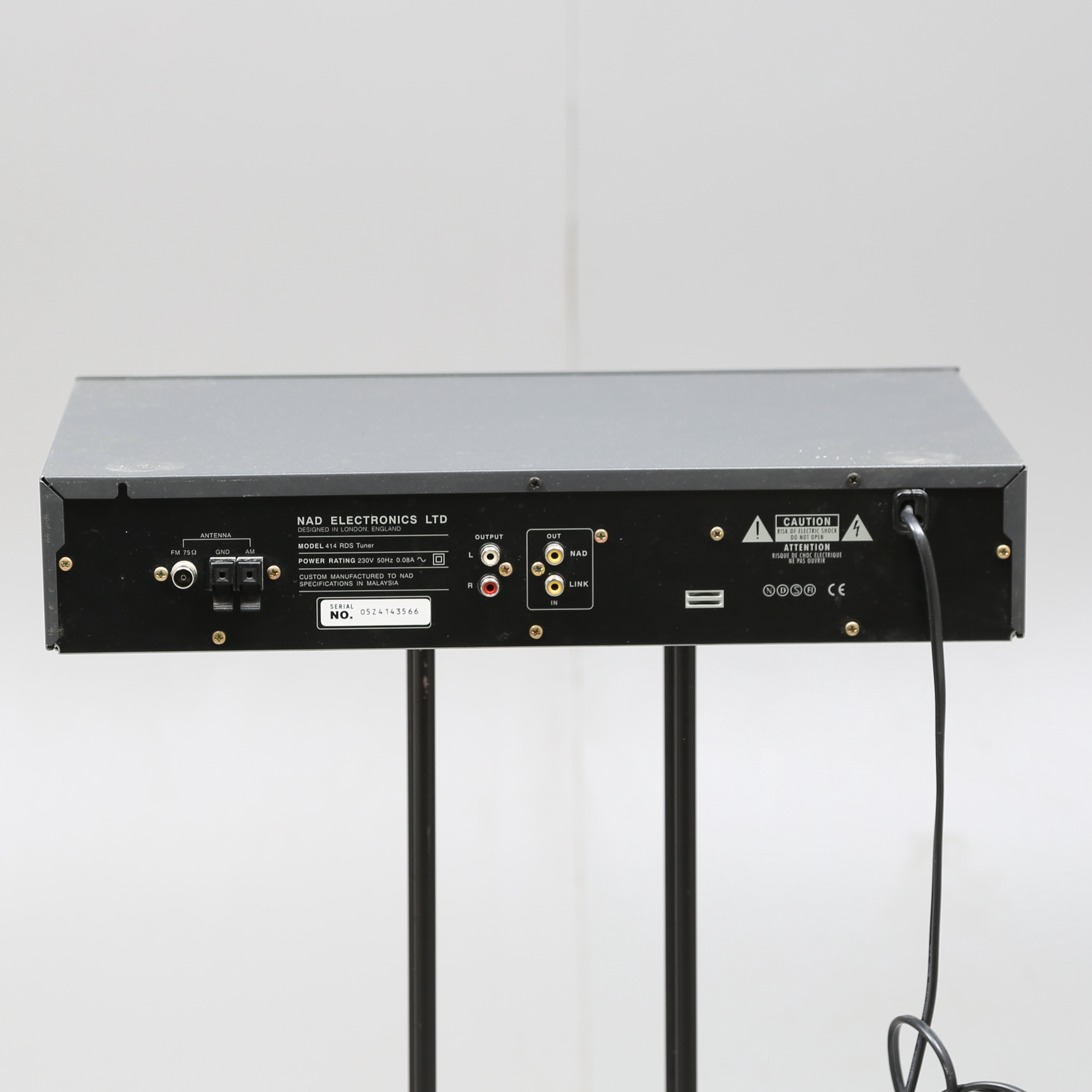 Images for 2558020. NAD AM/FM RDS TUNER 414, mid 1990s, with remote ...