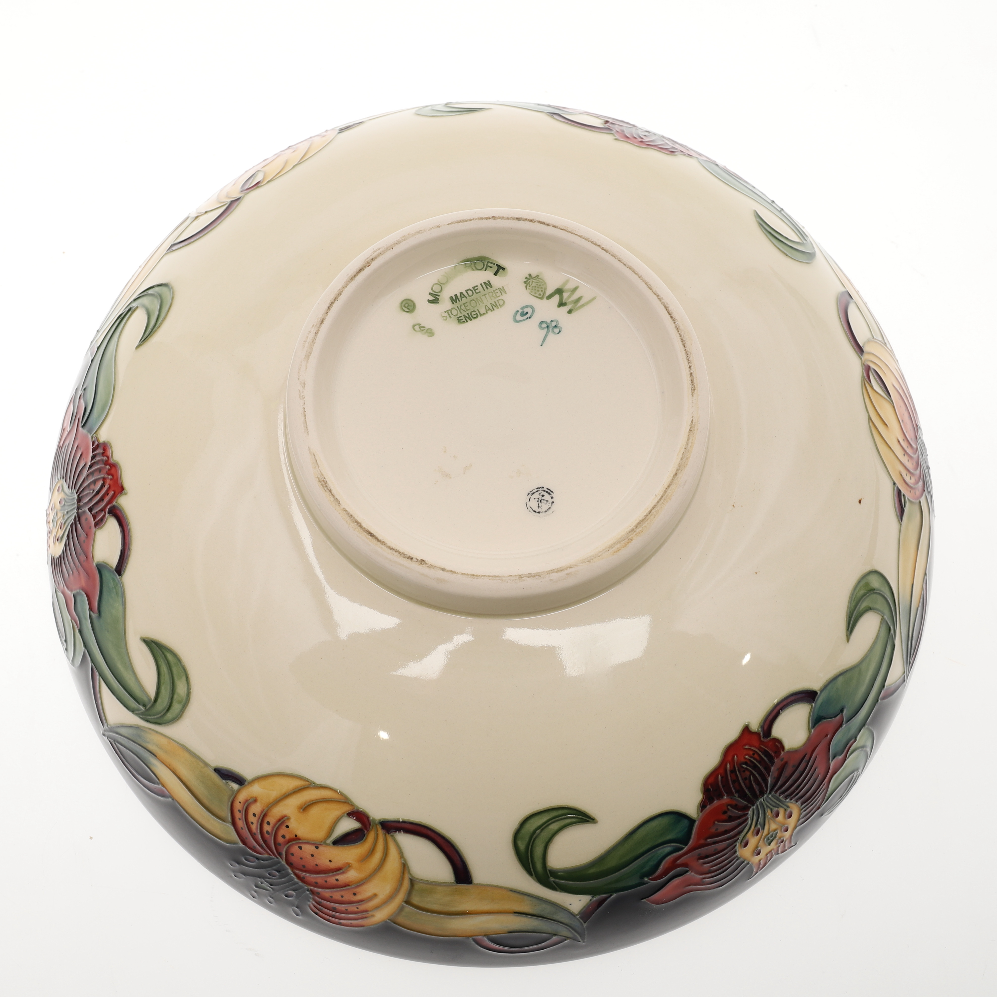 Images for 2559297. A MOORCROFT ANNA LILY PATTERN POTTERY BOWL. - Auctionet