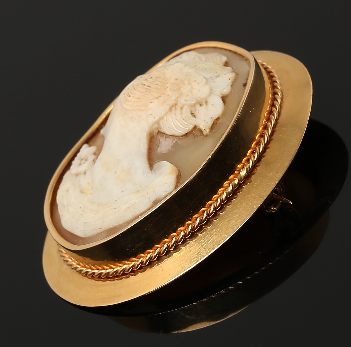 Images for 2559994. PENDANT / BROOCH, gold 18K, with seashell cameo ...