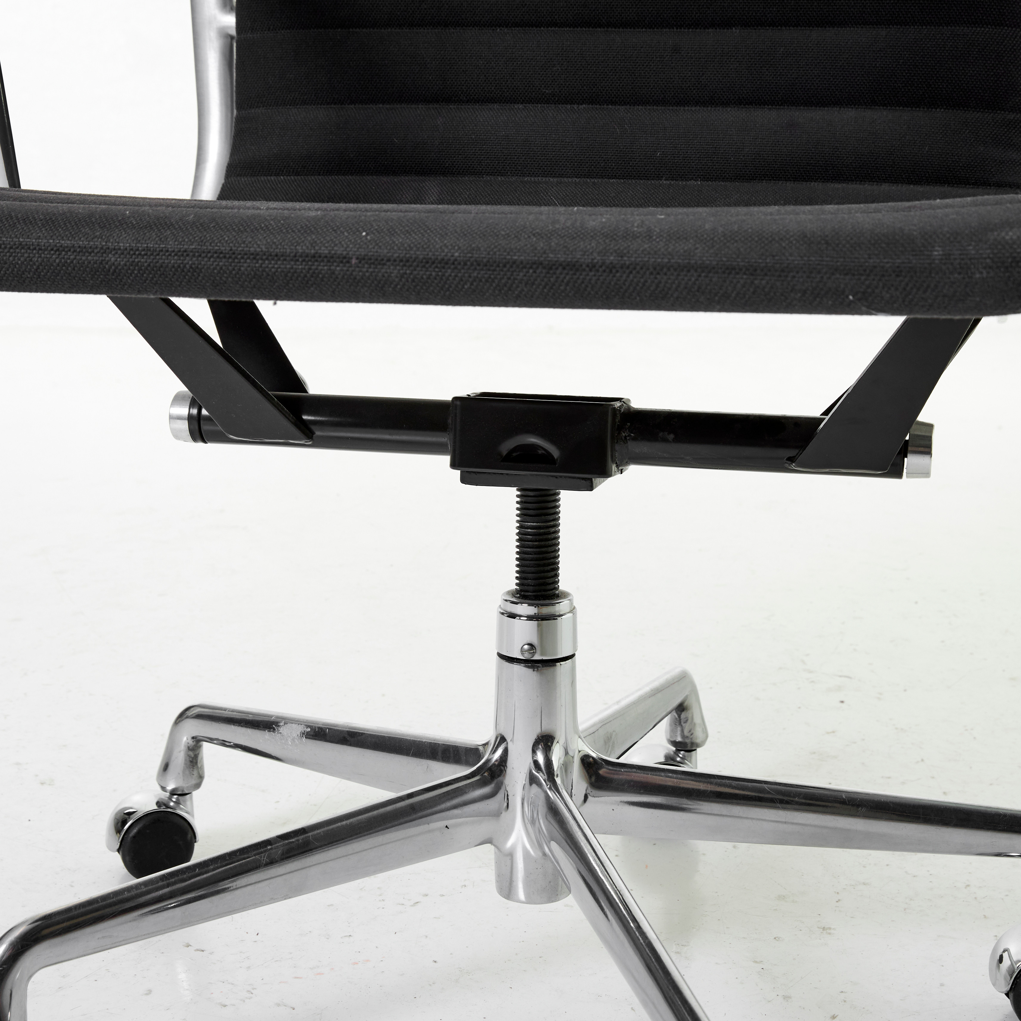 Images for 2561728. CHARLES AND RAY EAMES, work chair "EA117", steel ...