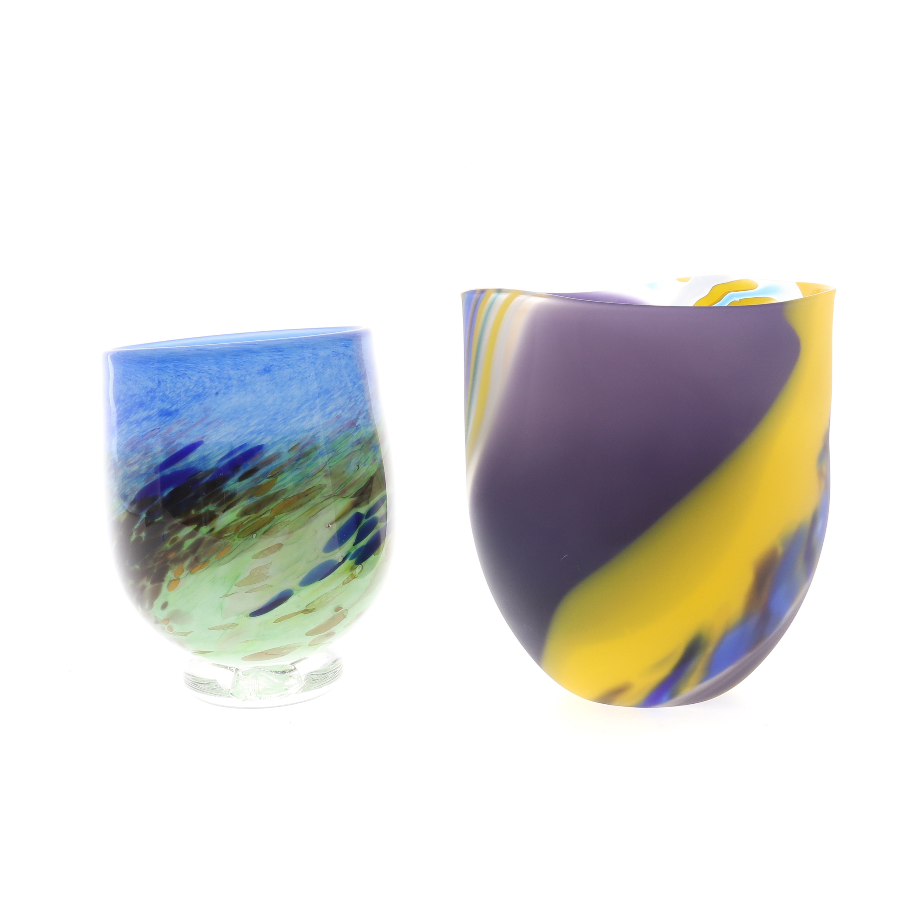 Images for 2566222. A CONTEMPORARY GLASS BALUSTER VASE. - Auctionet