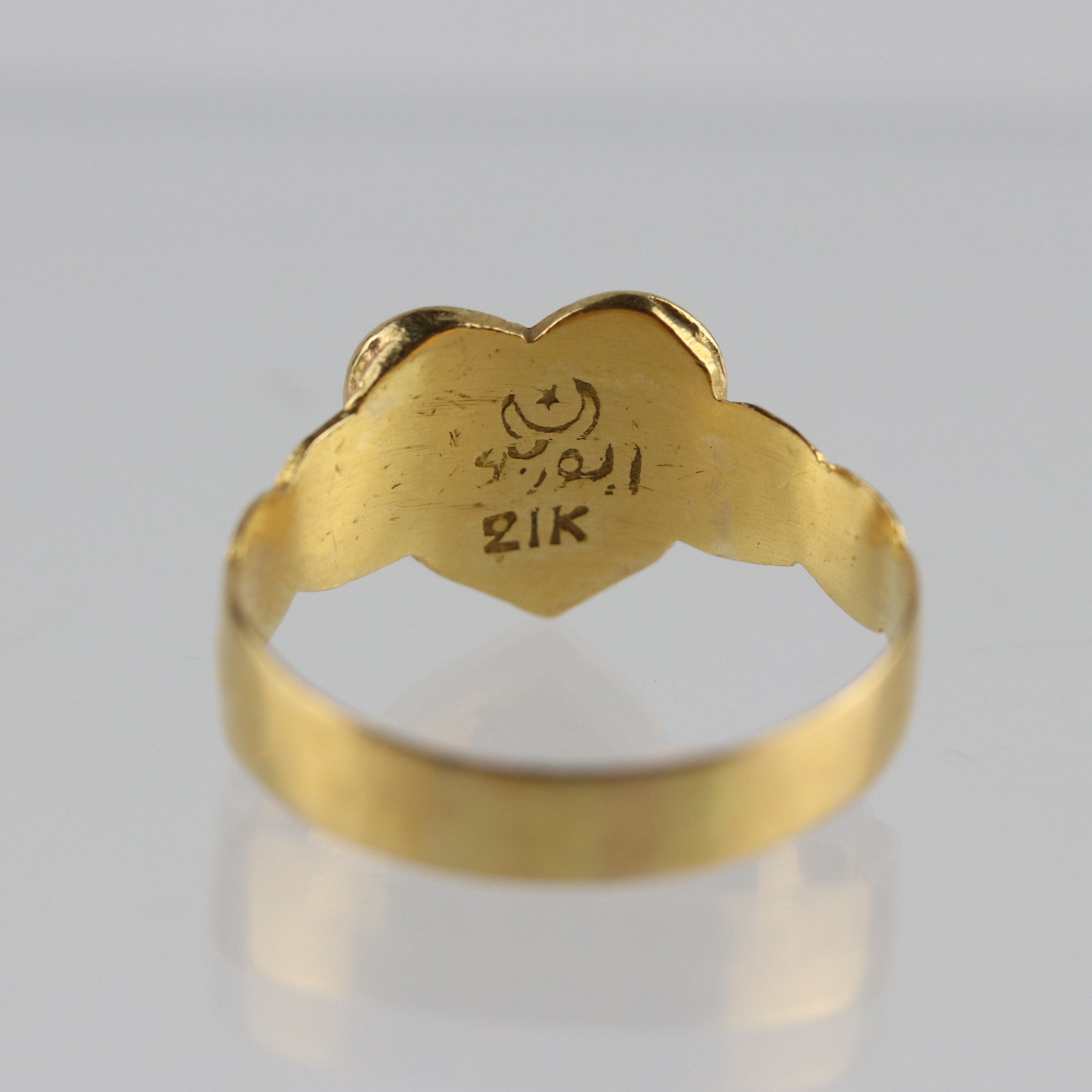 Images for 2571235. RING, gold 21k with Arabic stamps. - Auctionet