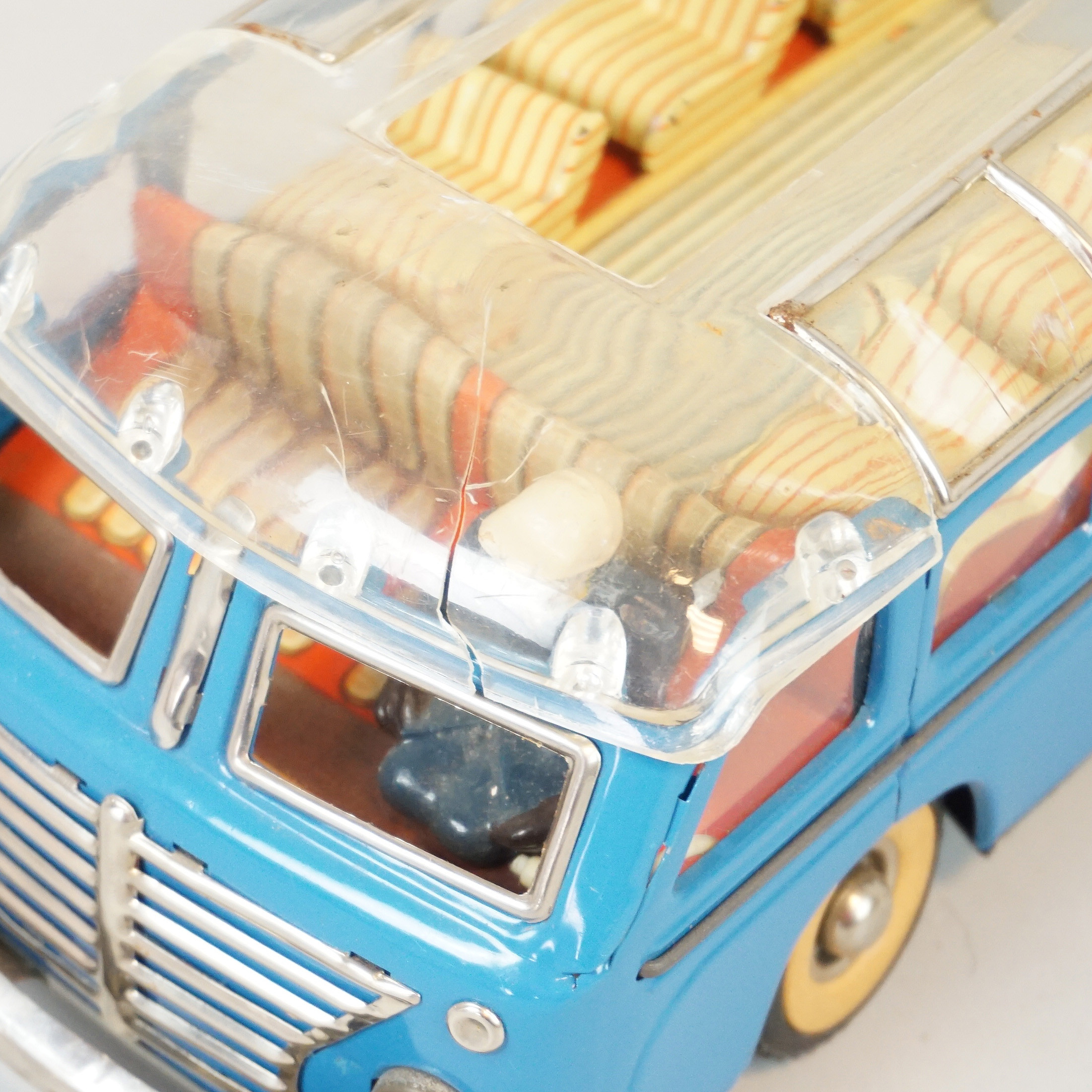 Images for 2575325. TIN CAR, TIN BUS, West Germany, 1900s. - Auctionet