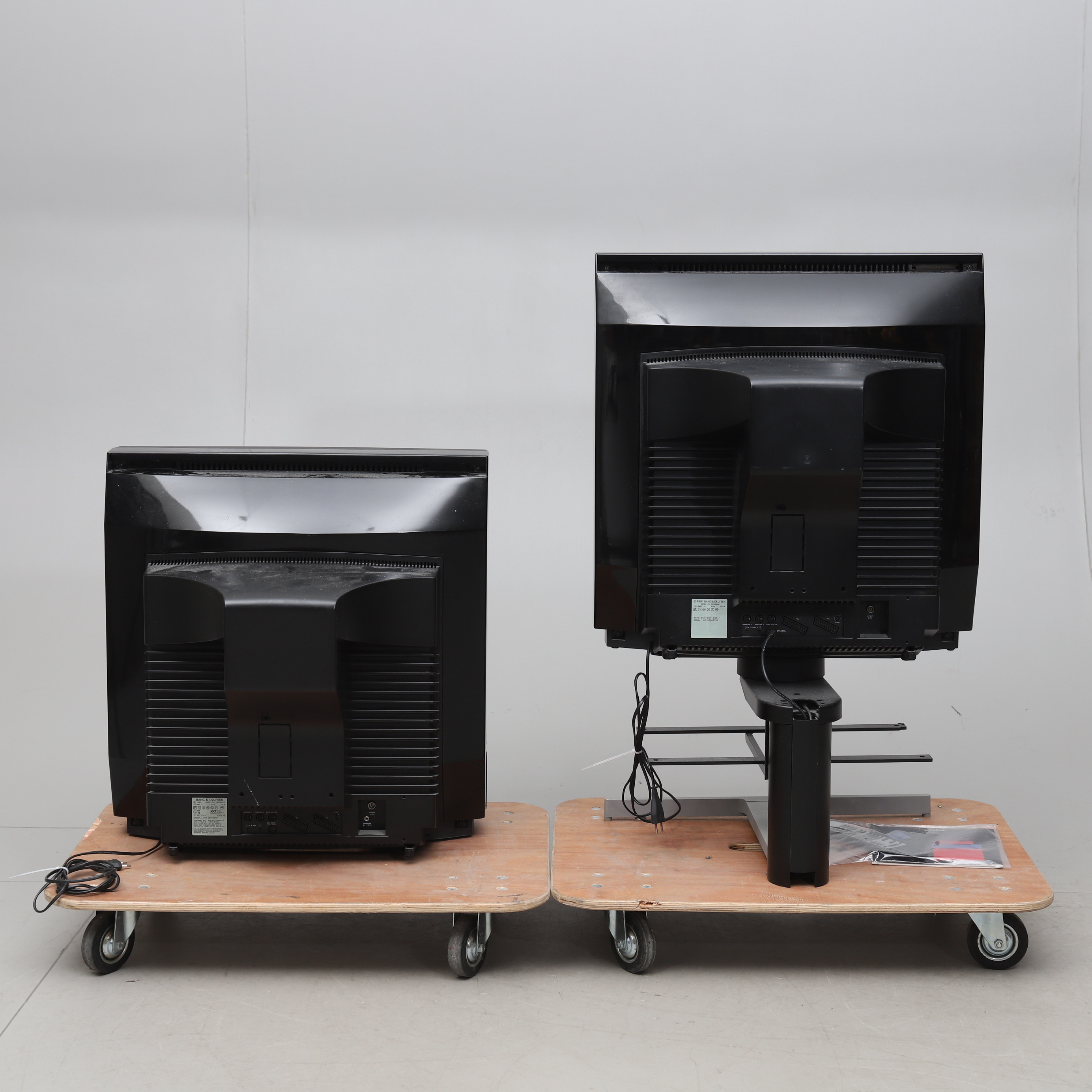 Images for 2578676. TV, 2 pcs, BeoVision MX 6000 and MX 5500, Bang ...