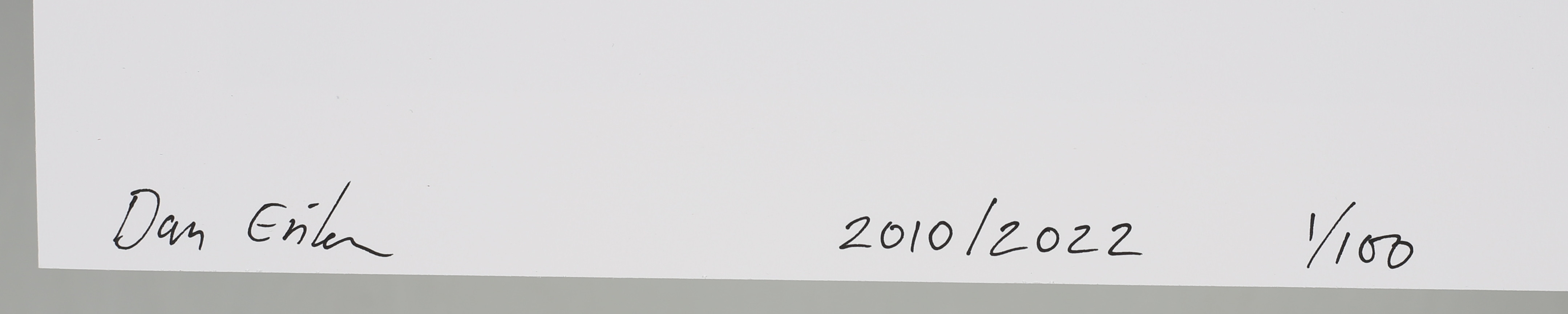 DAN ERIKSSON. Fotografi, nakenmodell, daterad 2020/2022, numrerad 1/100 ...