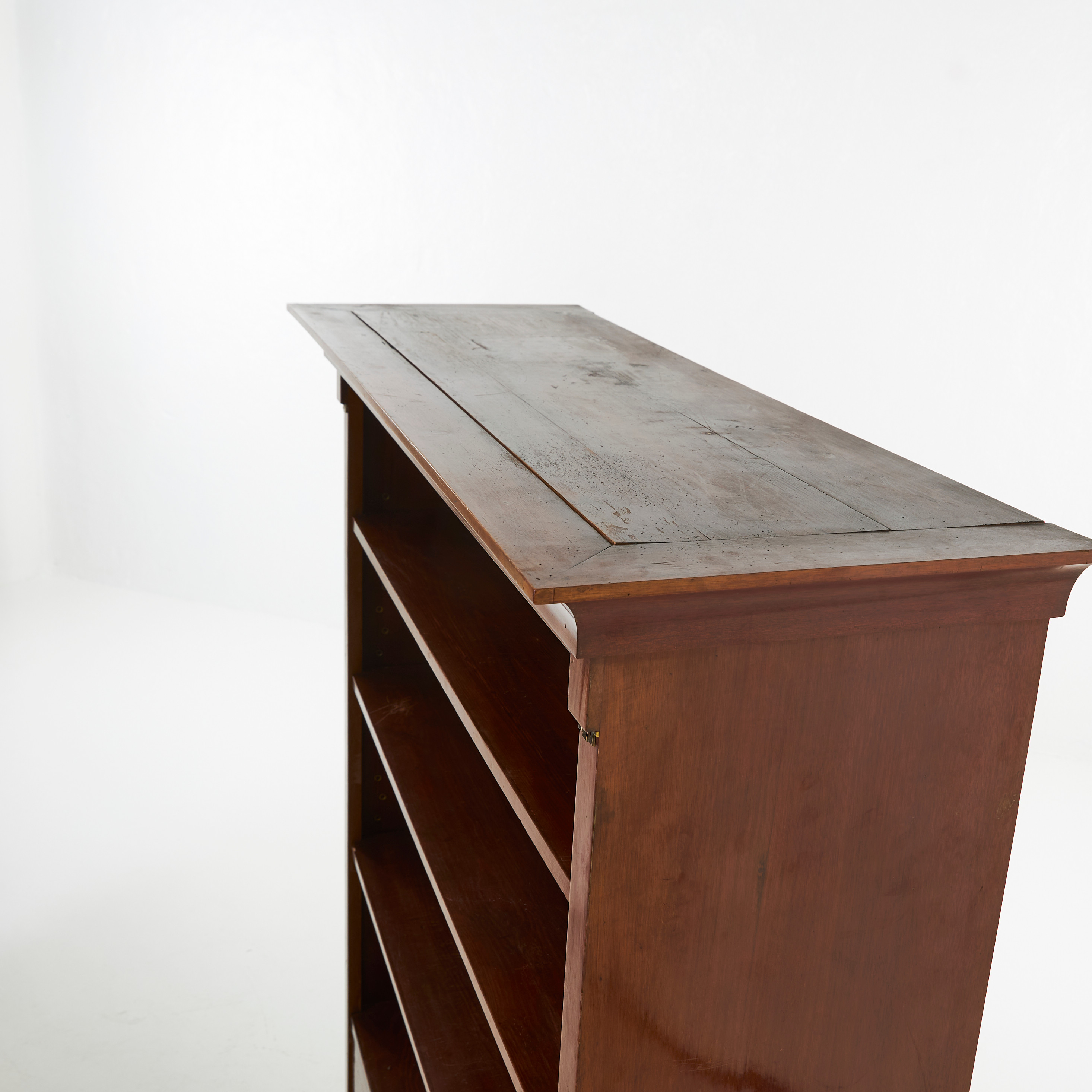 Billeder til 2595151. BOGHYLDER. 1 par, sengustaviansk stil, fineret i ...