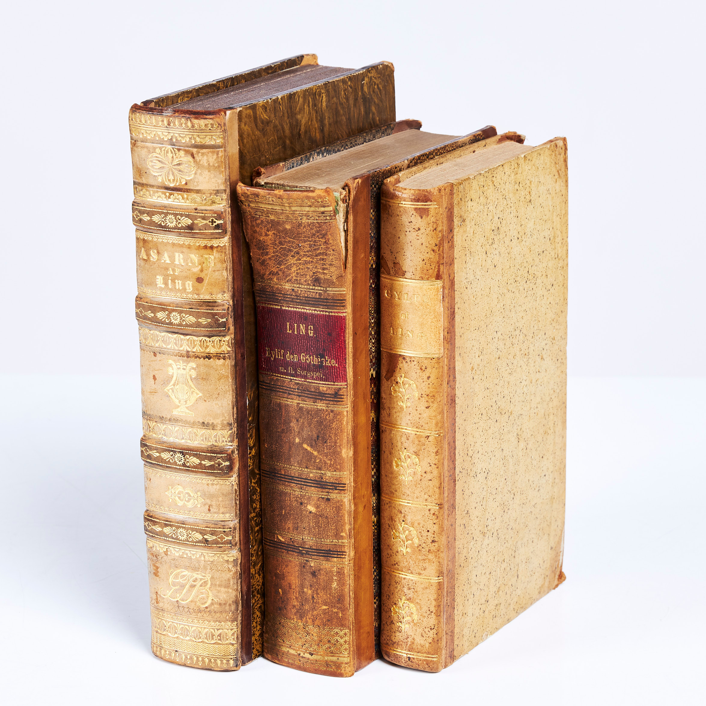 Imágenes para 2595462. PER HENRIK LING, 3 piezas, Eylif den Göthiske ...