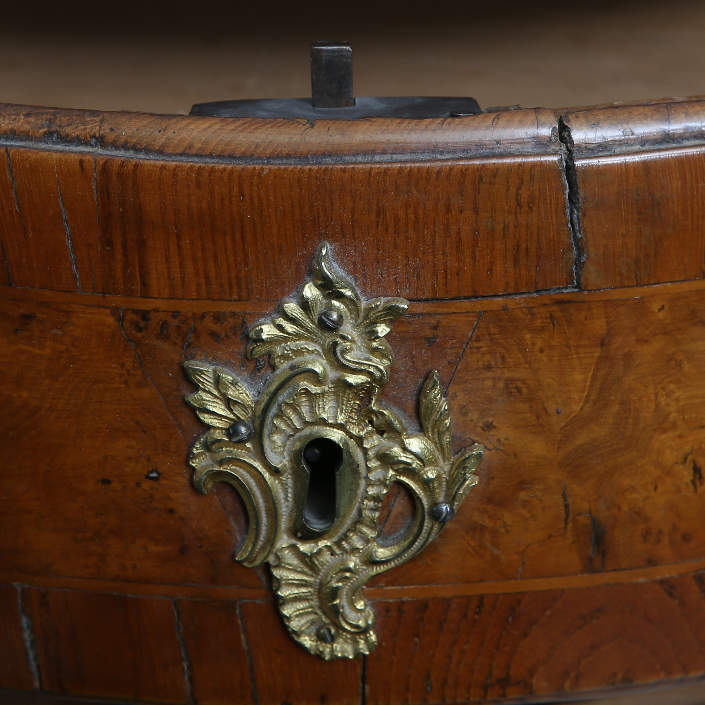 PIIRONKI, rokokoo, 1700-luku. Huonekalut - Piirongit - Auctionet