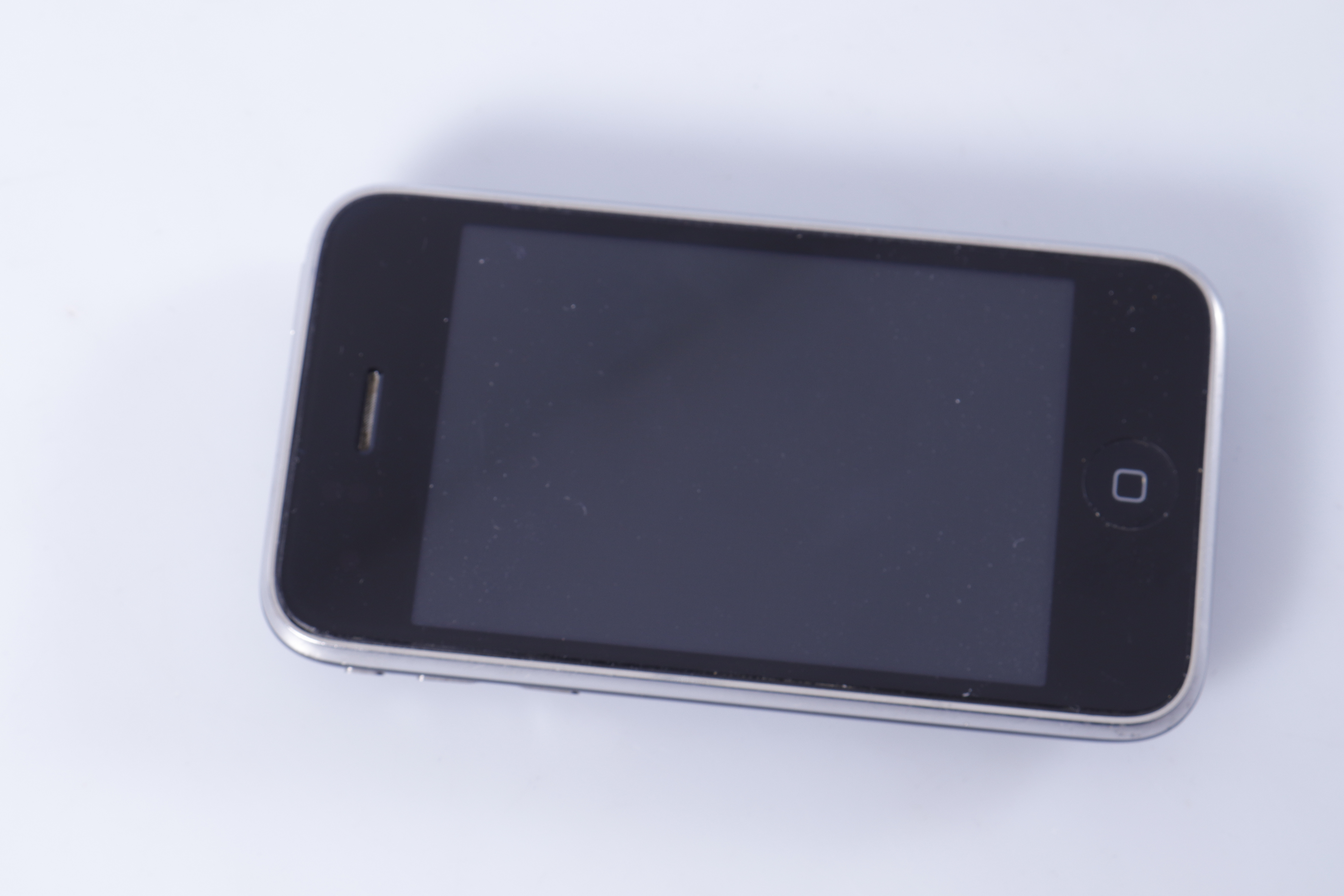 Images for 2603407. IPHONE, 2nd gen, 2G, model 1303. - Auctionet
