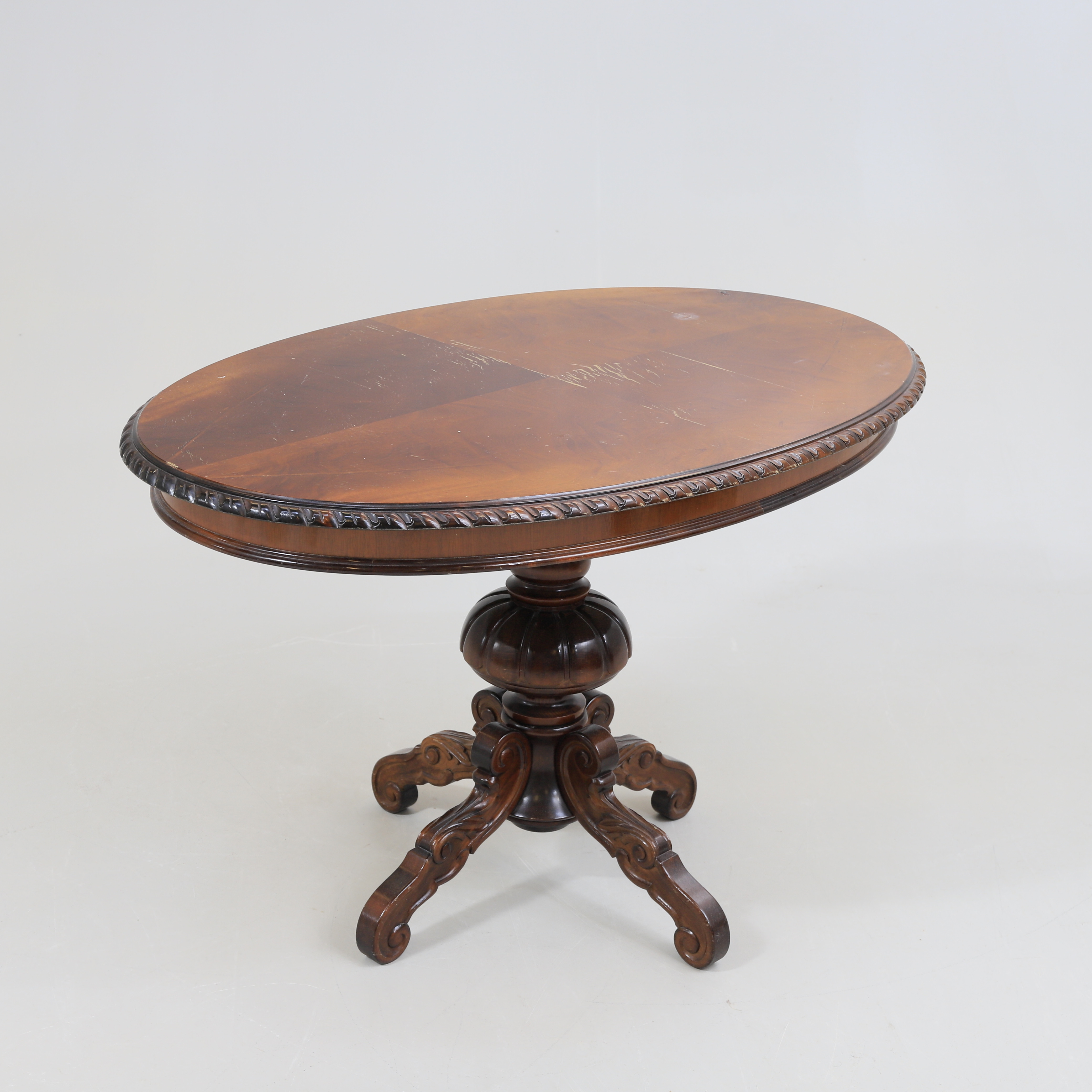 PELARBORD, 1900-tal. Möbler - Bord - Auctionet
