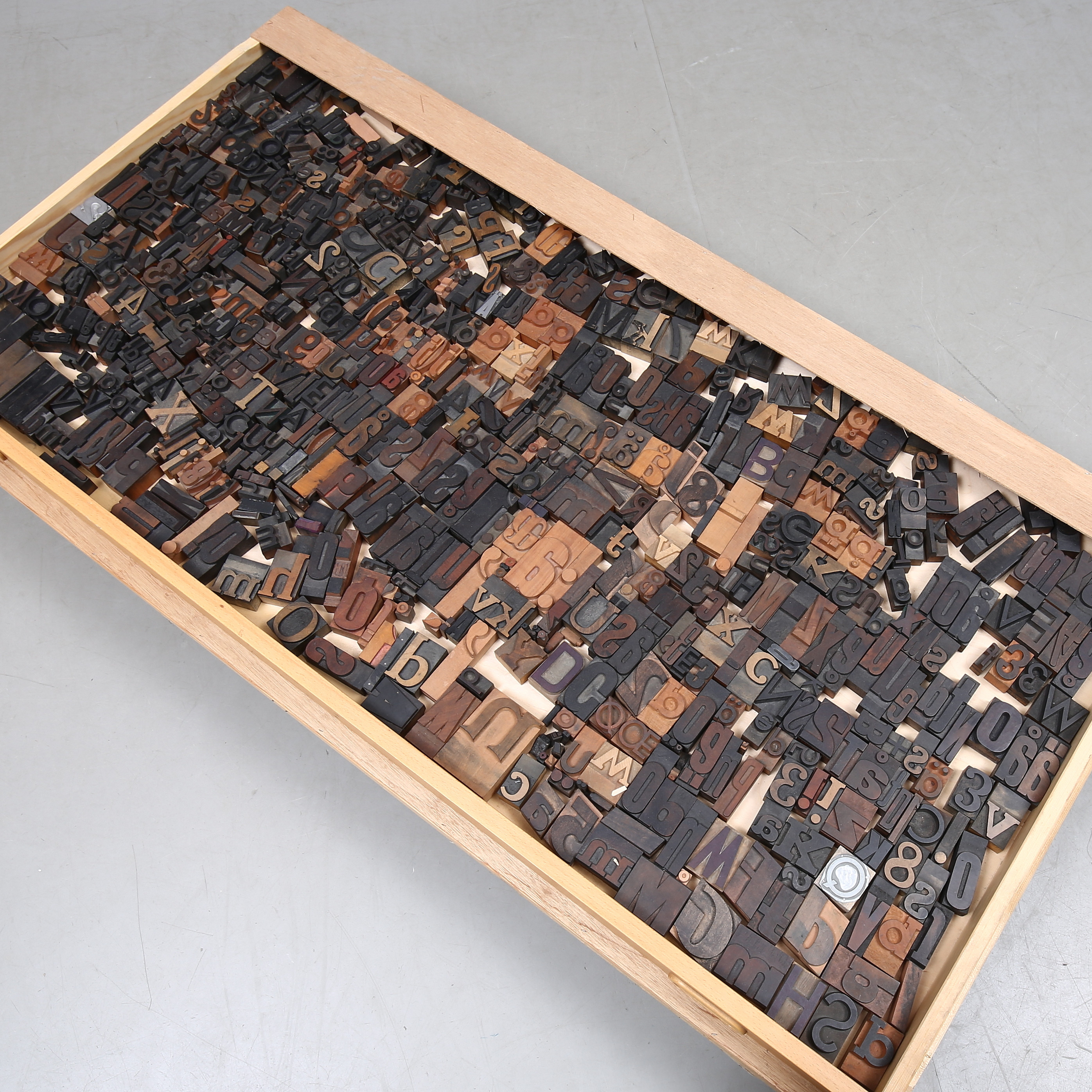 BOKSTAVSTYPER, tryckeri, 1900-tal. Böcker, Kartor & Handskrifter ...