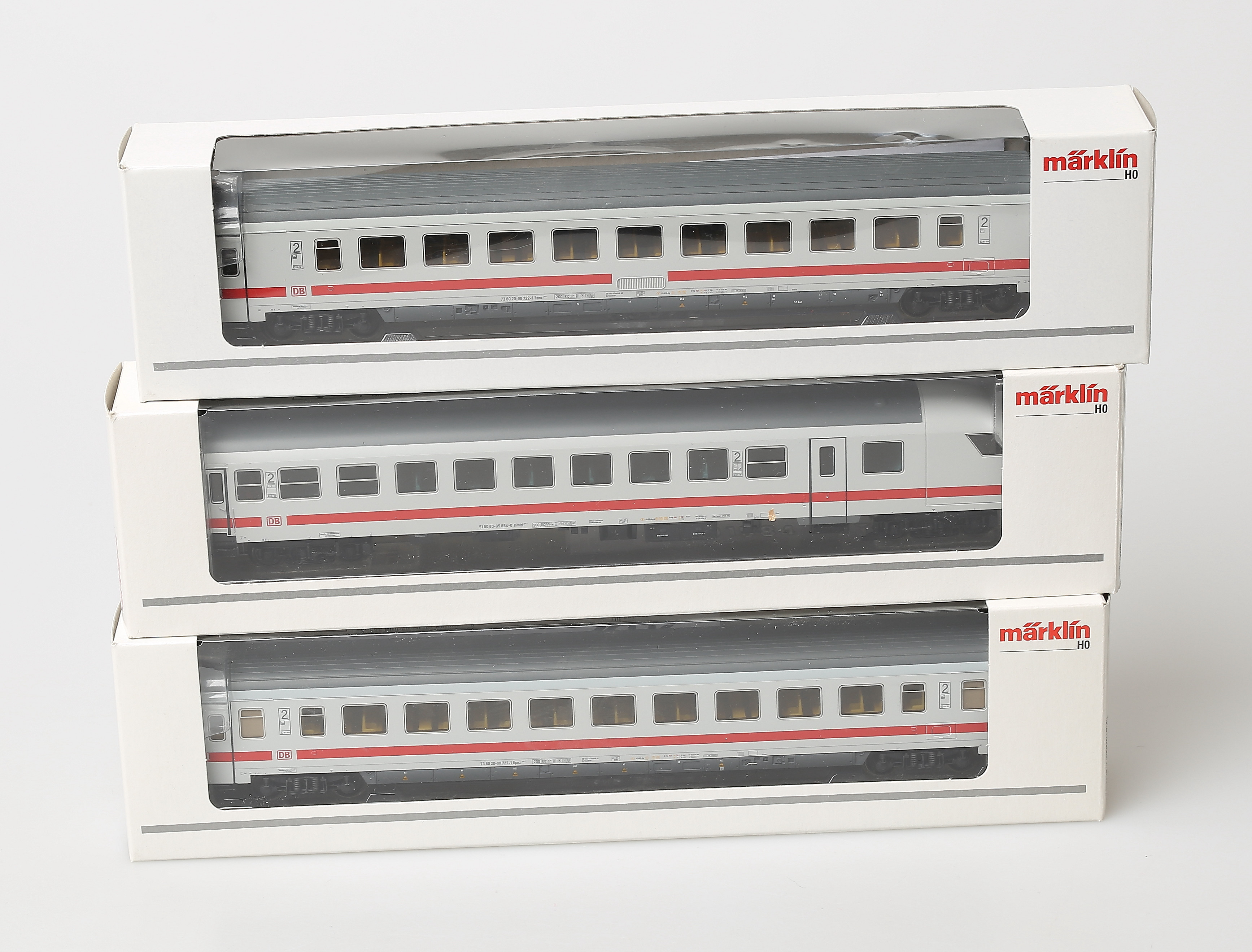 Images for 2618591. MÄRKLIN DB InterCity, 6 passenger train cars and a ...