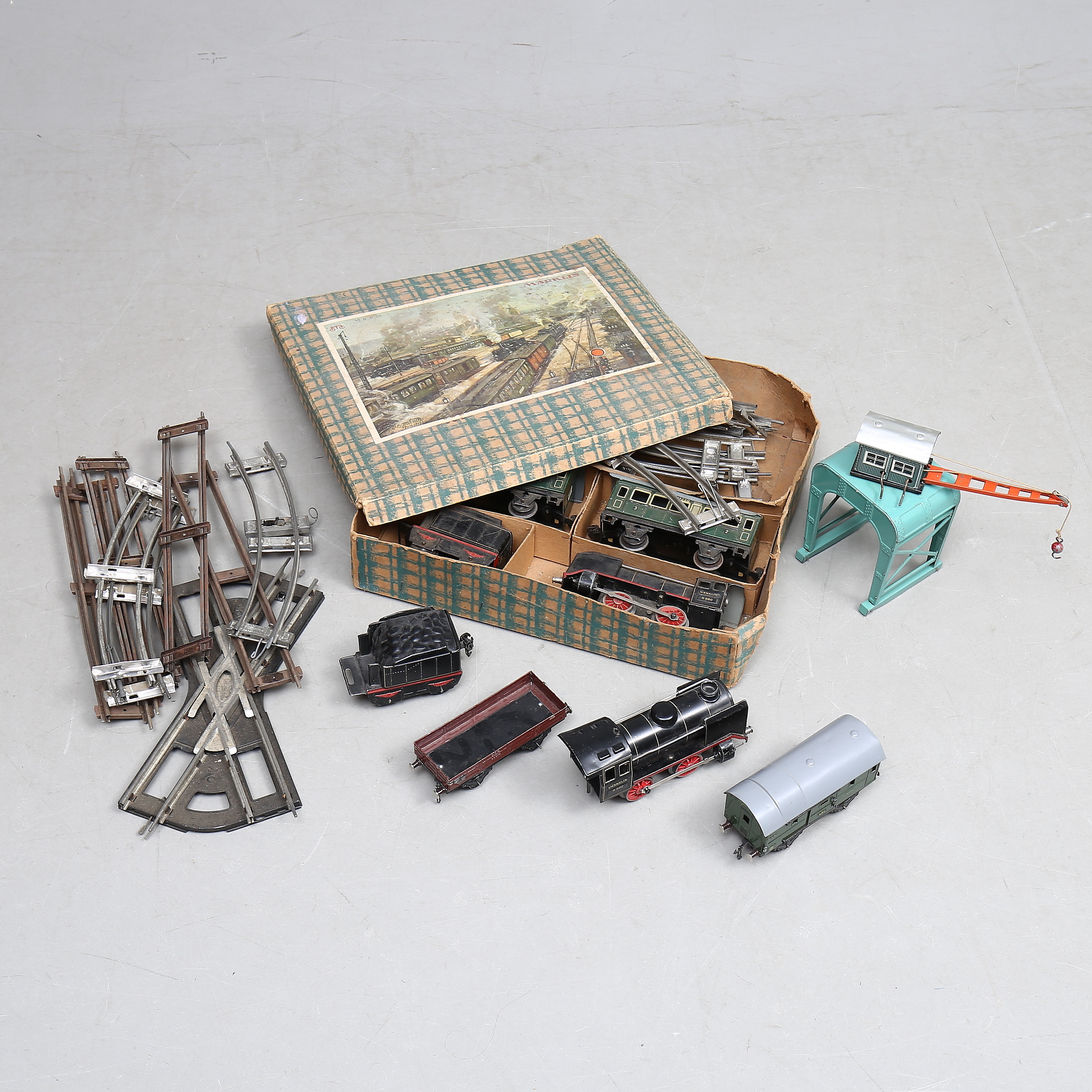 Bilder zu 2623238. MÄRKLIN Zugset R880/2 mit Uhrwerk-Dampflokomotive R ...