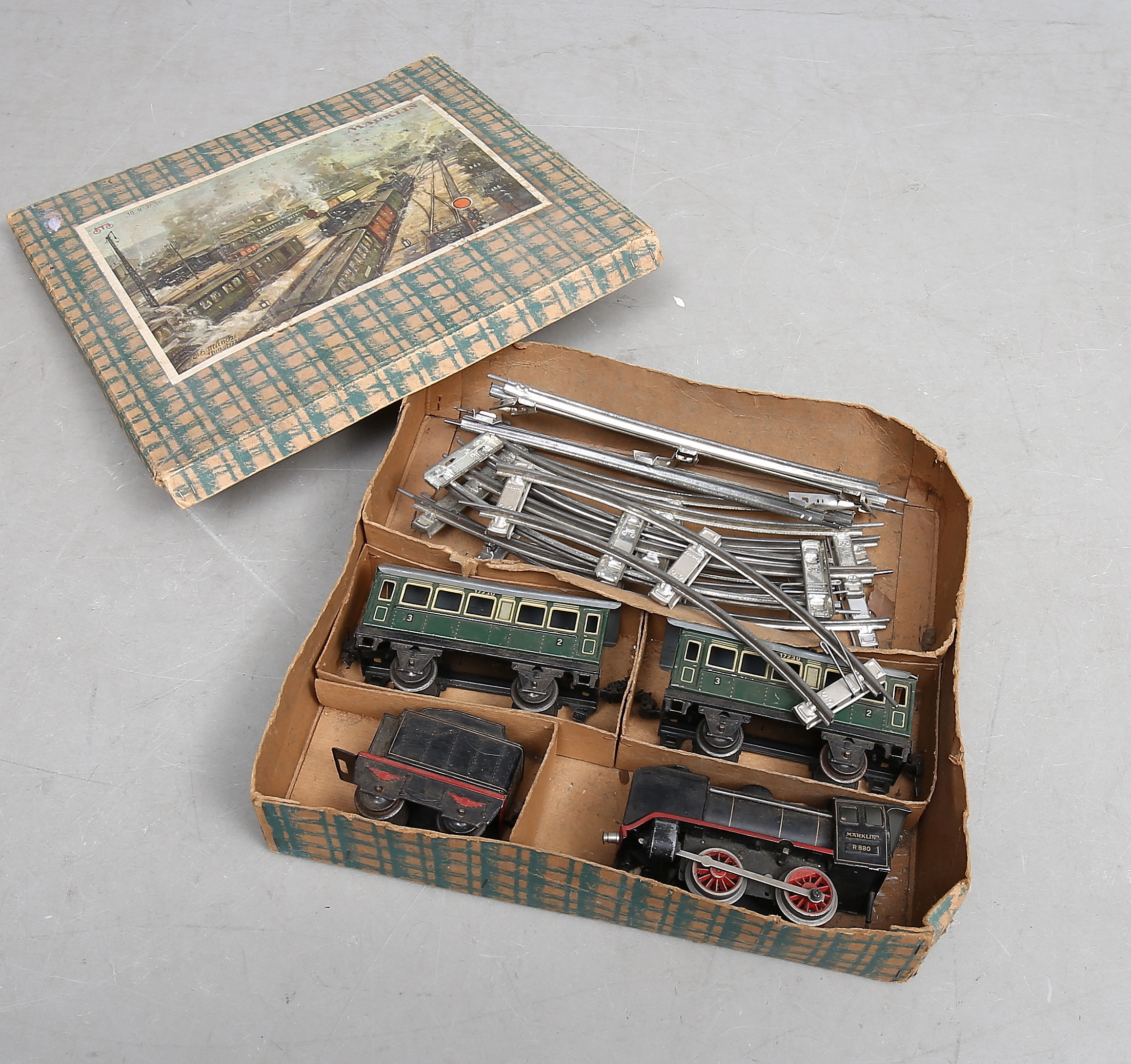 Images for 2623238. MÄRKLIN R880/2 train set with clockwork steam ...