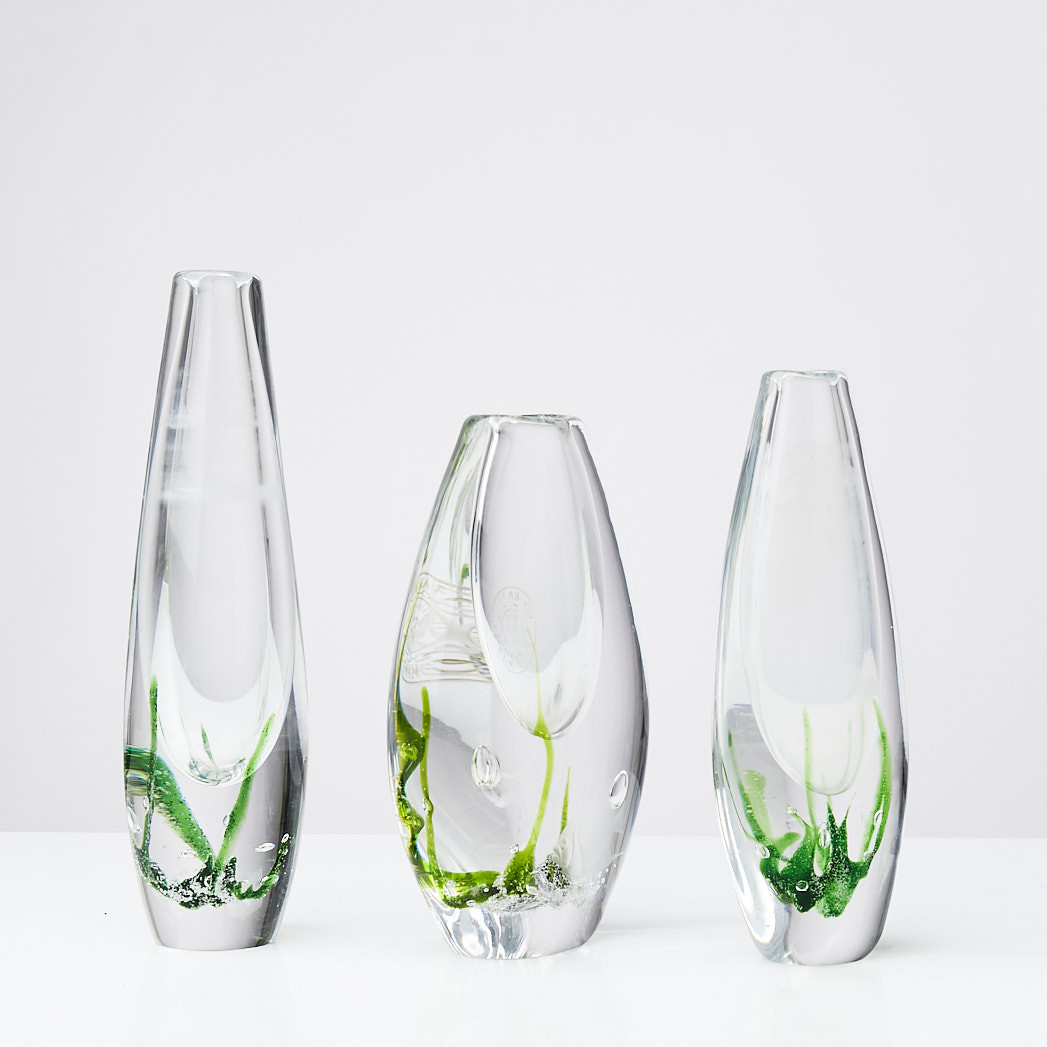 Bilder för 2623626. VICKE LINDSTRAND. Vaser, 3 st, "Sjögräs", Kosta ...