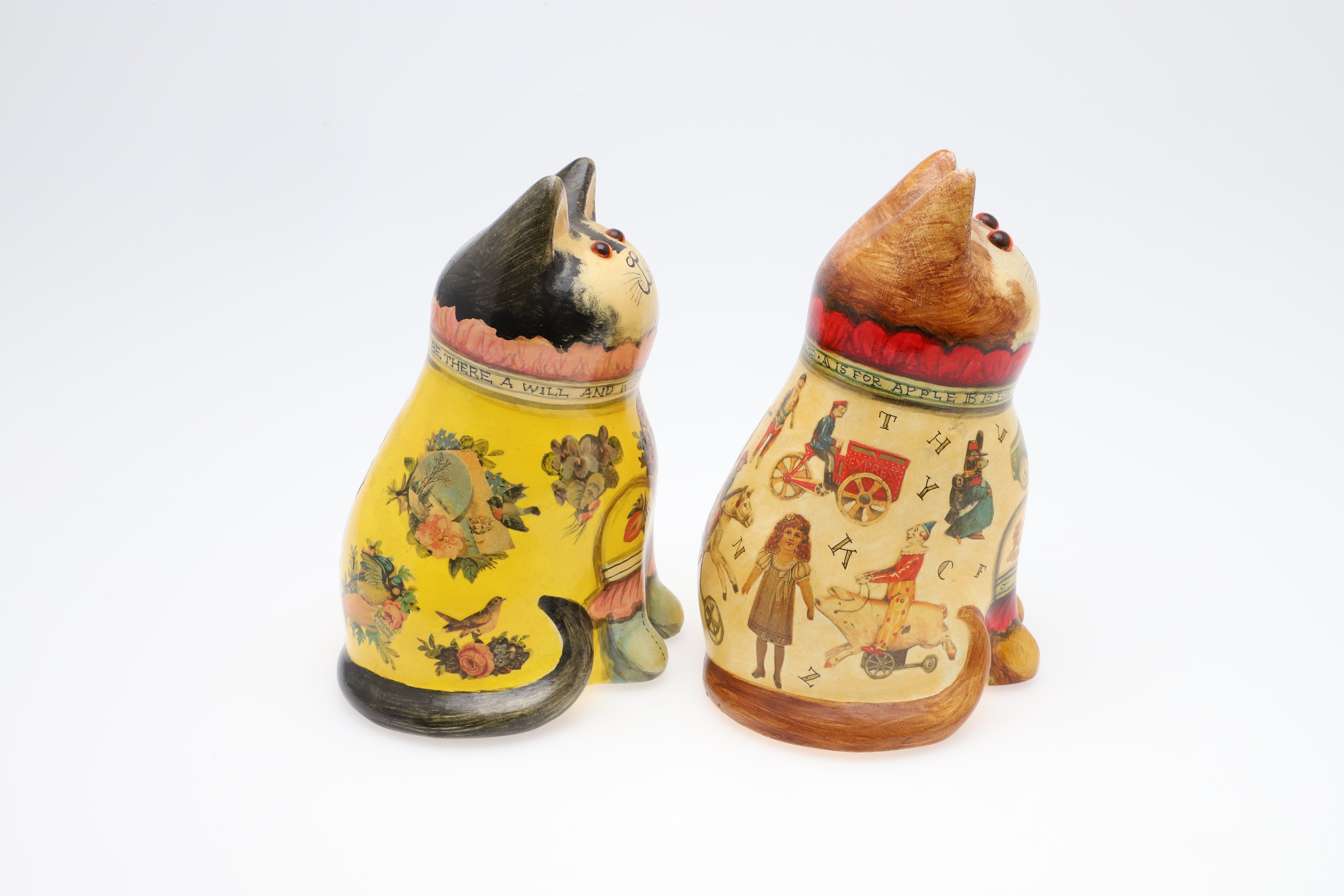Images for 2634817. JOAN & DAVID DE BETHEL - RYE POTTERY CATS. - Auctionet
