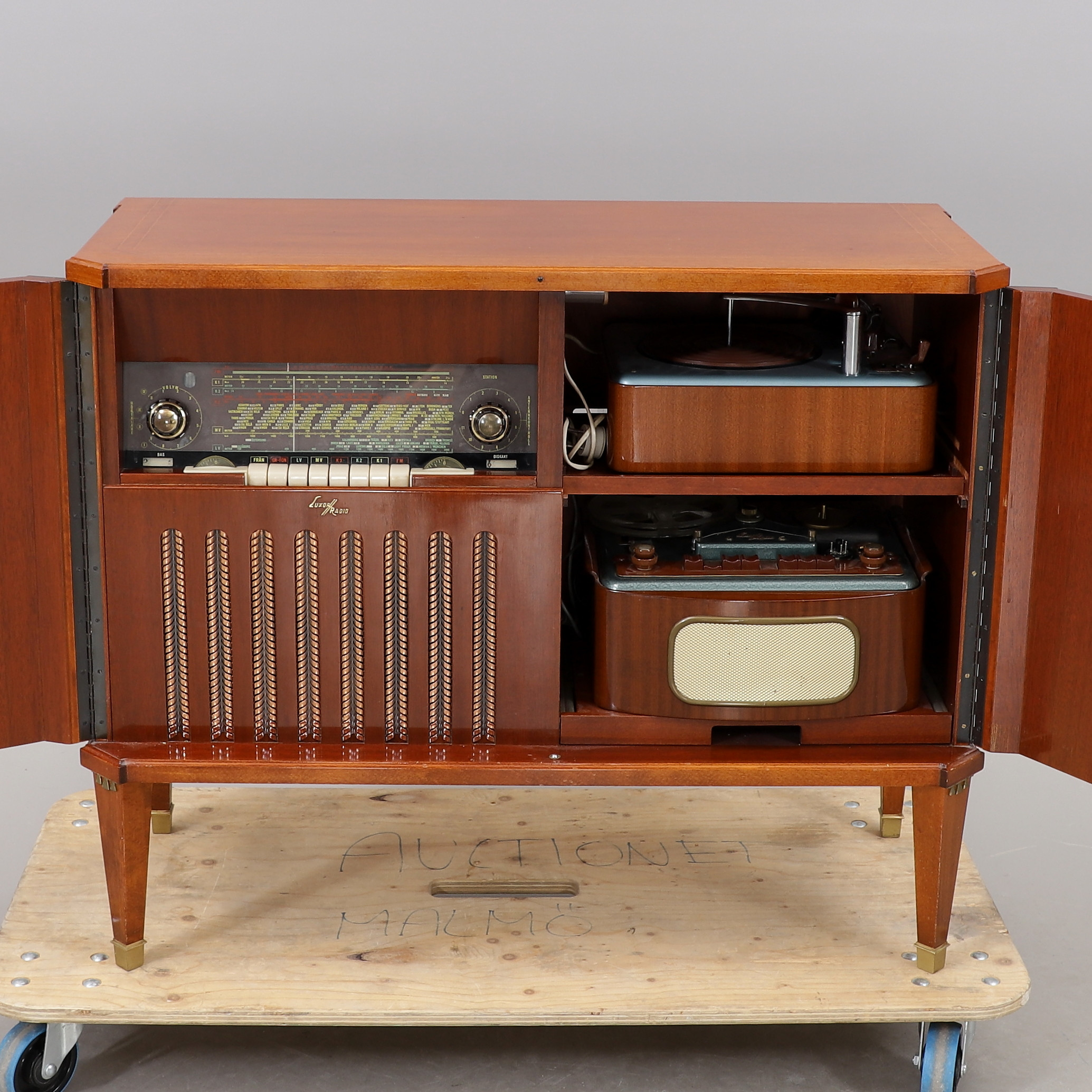 Images for 2636158. RADIOGRAMMOPHONE with reel-to-reel and record ...