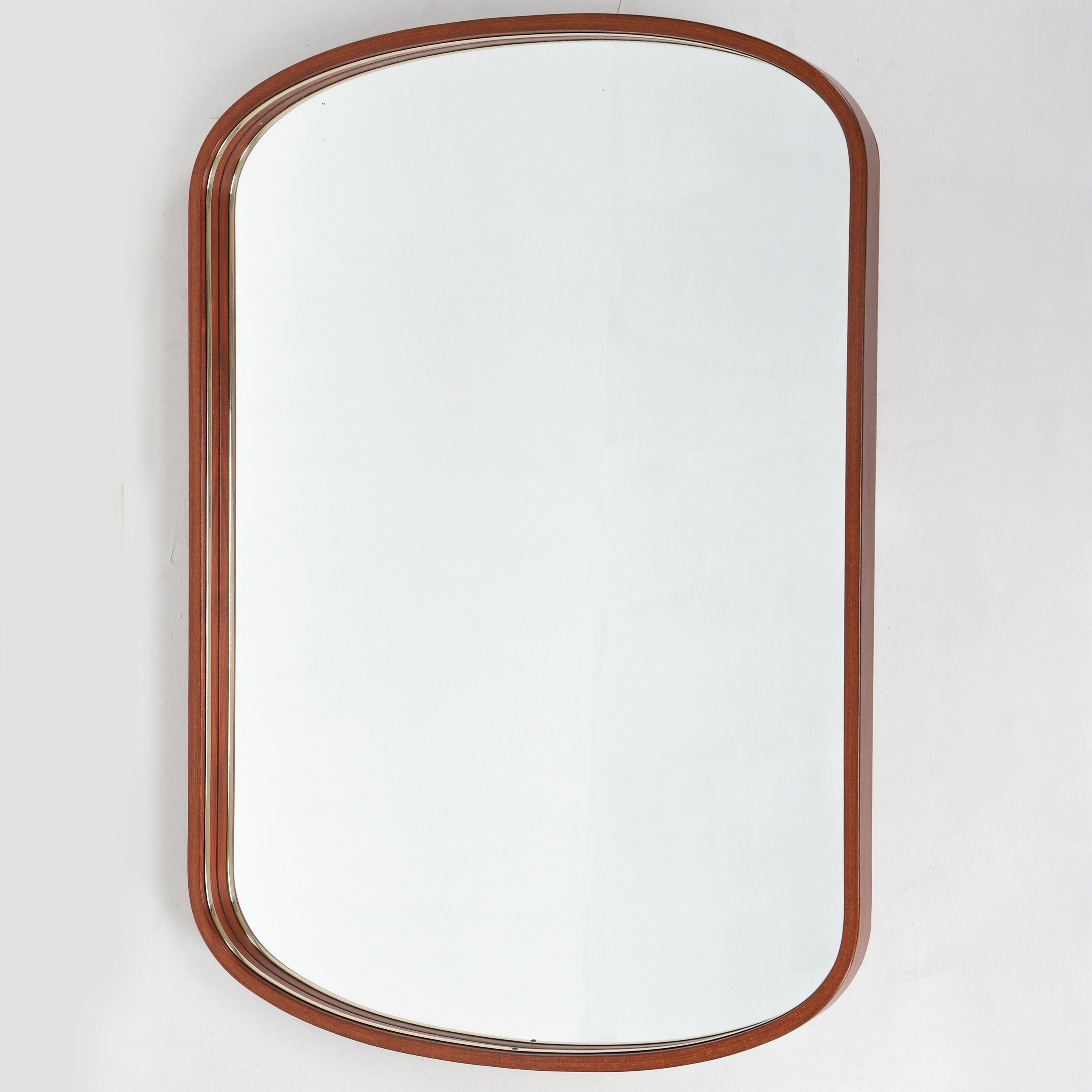 Billeder til 2639225. SPEJL, træ med dekorativ messingliste, anden ...