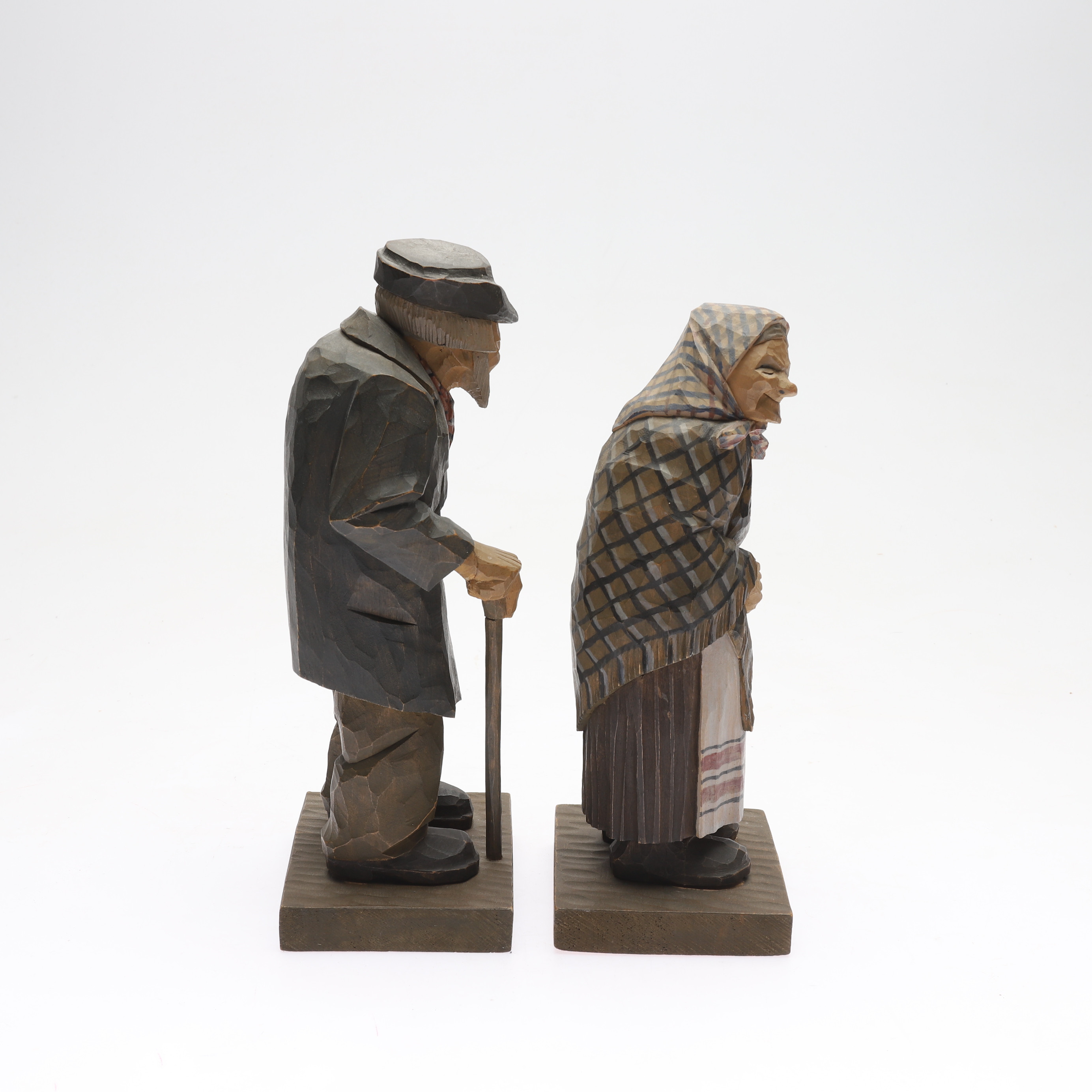 Billeder til 2646717. HERMAN ROSELL. Figurer, et par, udskåret og malet ...