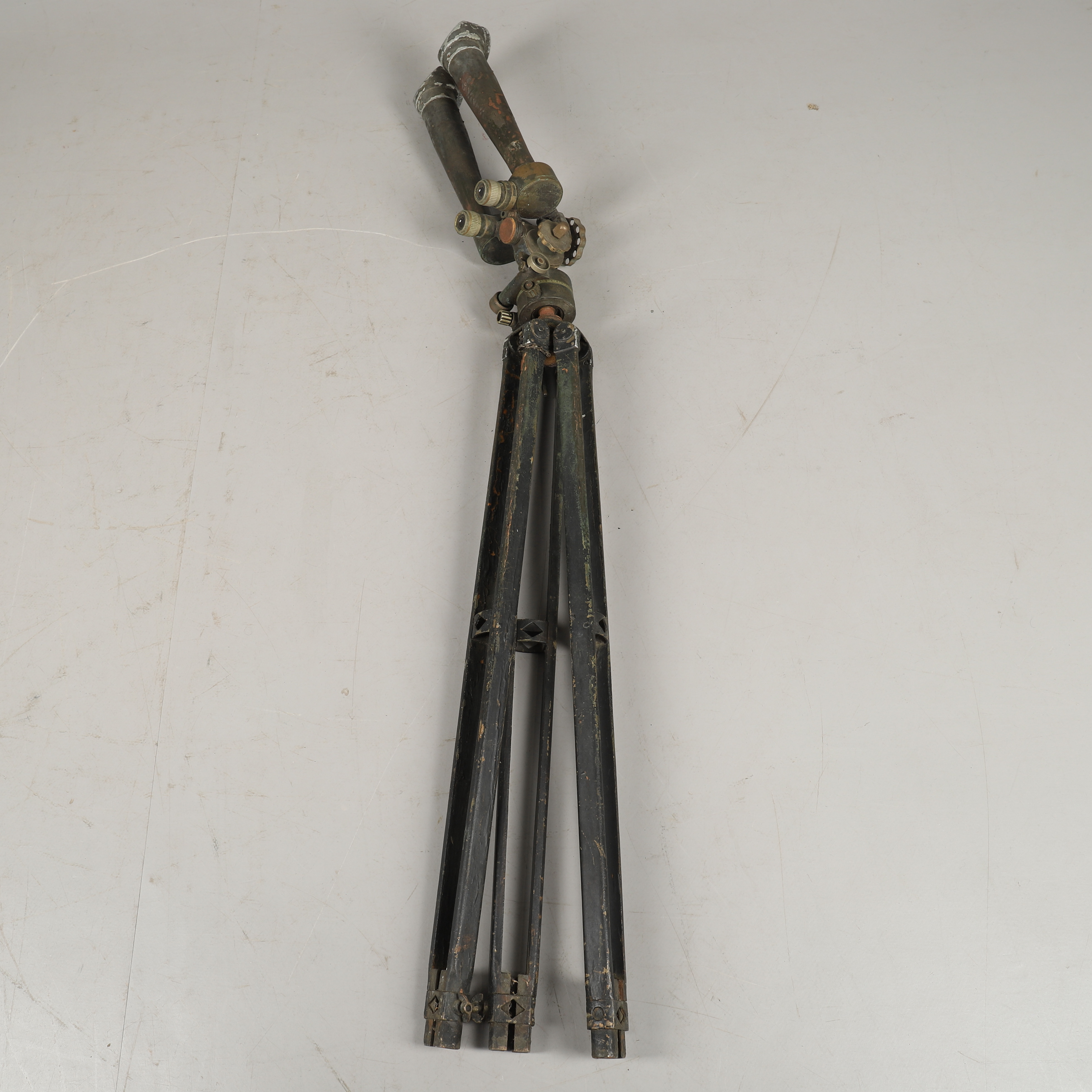 Images for 2650998. A GERMAN WORLD WAR I 'DONKEY EARS' PRISMATIC FIELD ...