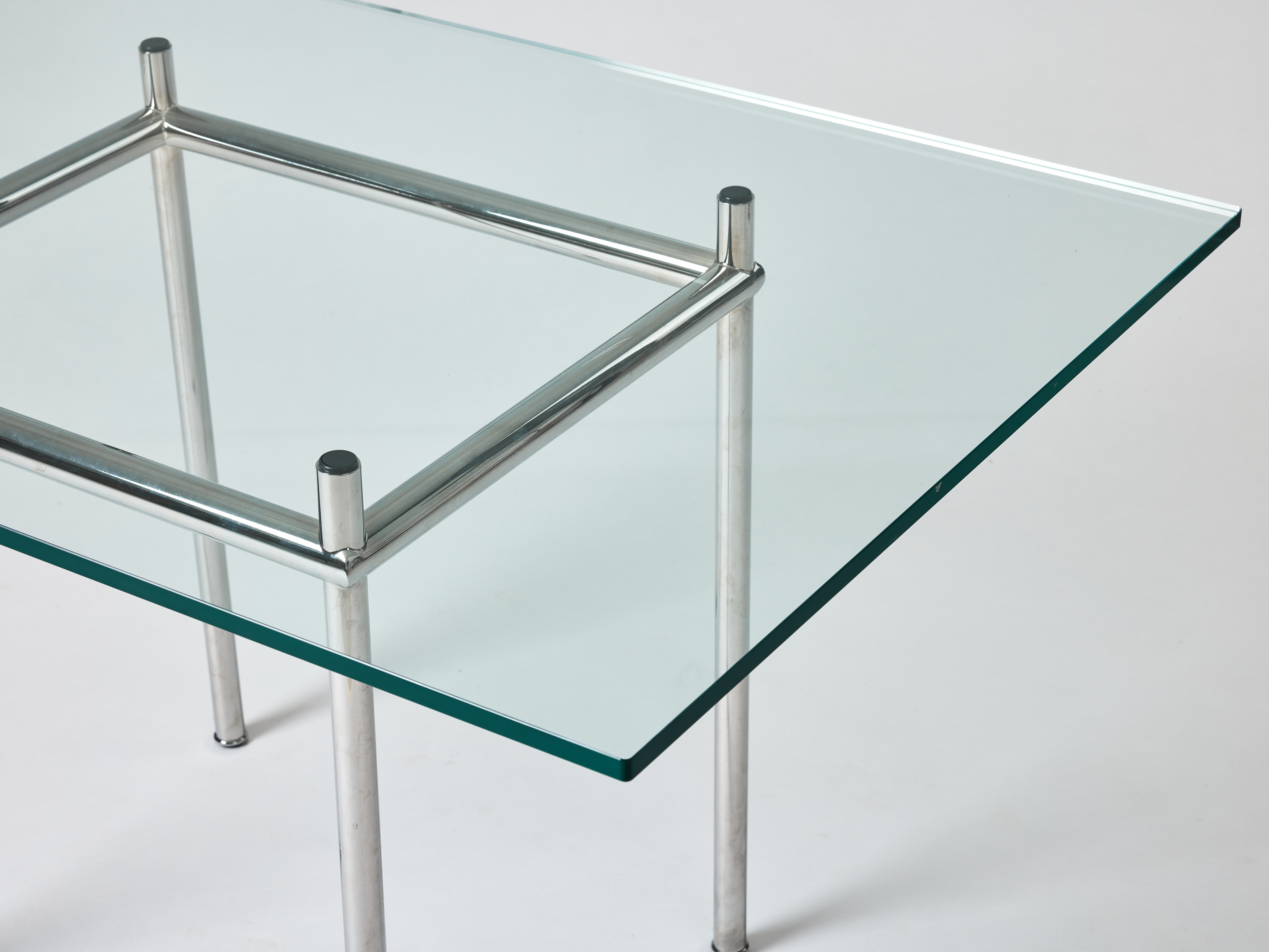 Bilder för 2652973. LE CORBUSIER. "LC12 La Roche table", bord, Cassina ...