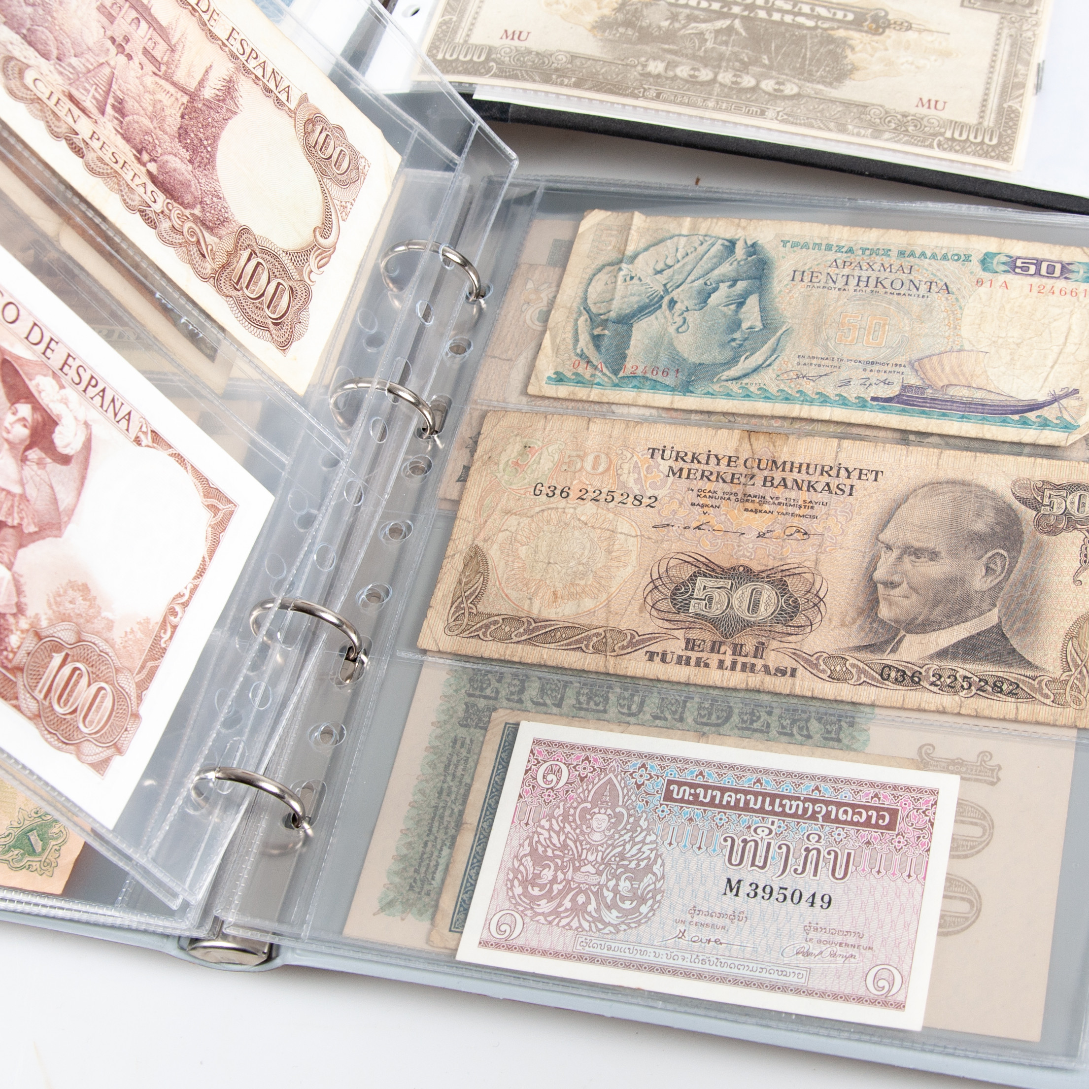 Images for 2656108. BANKNOTES FROM ALL OVER THE WORLD IN TWO ALBUMS ...