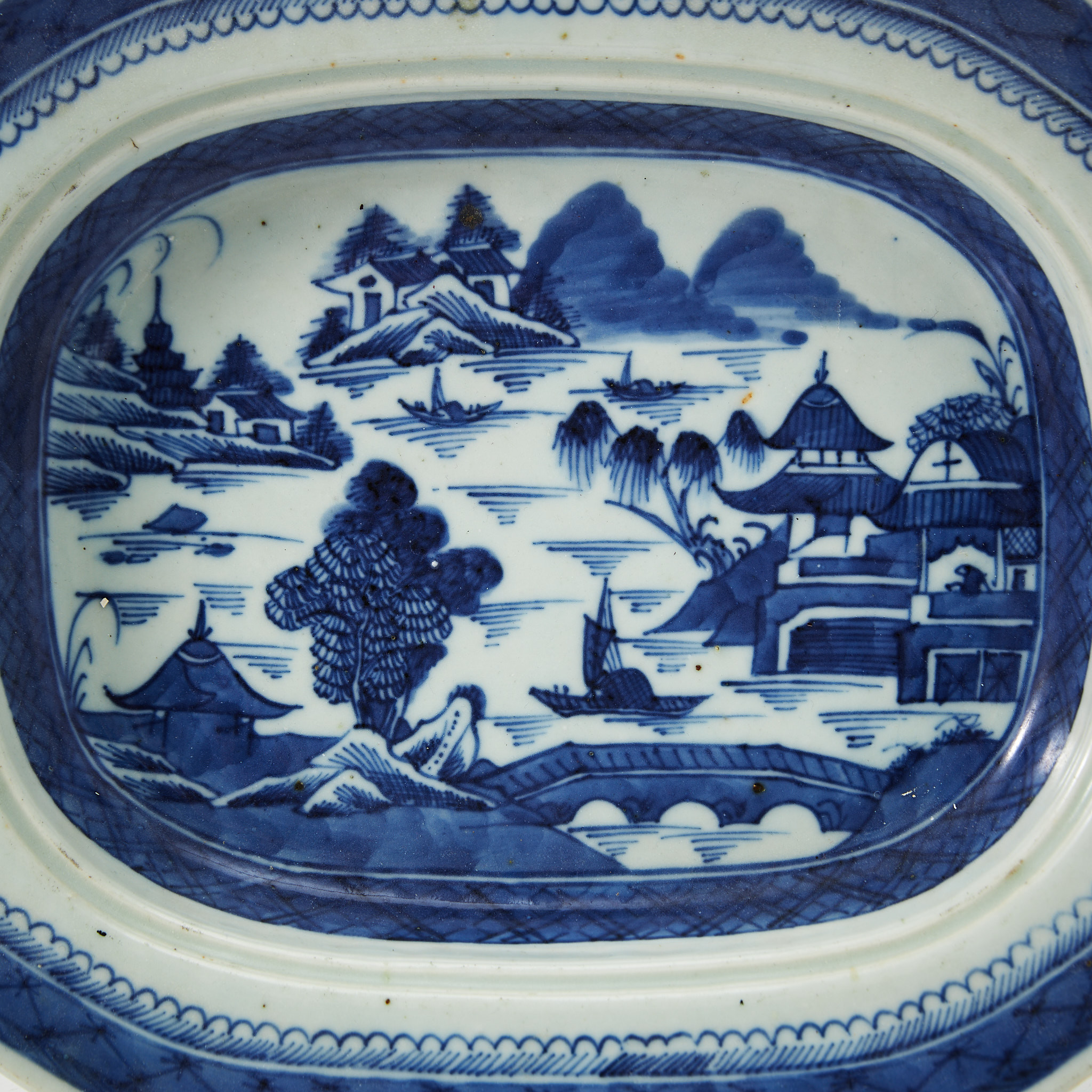 Images for 2658871. DISH, porcelain, China, Jiaqing (1796-1820 ...