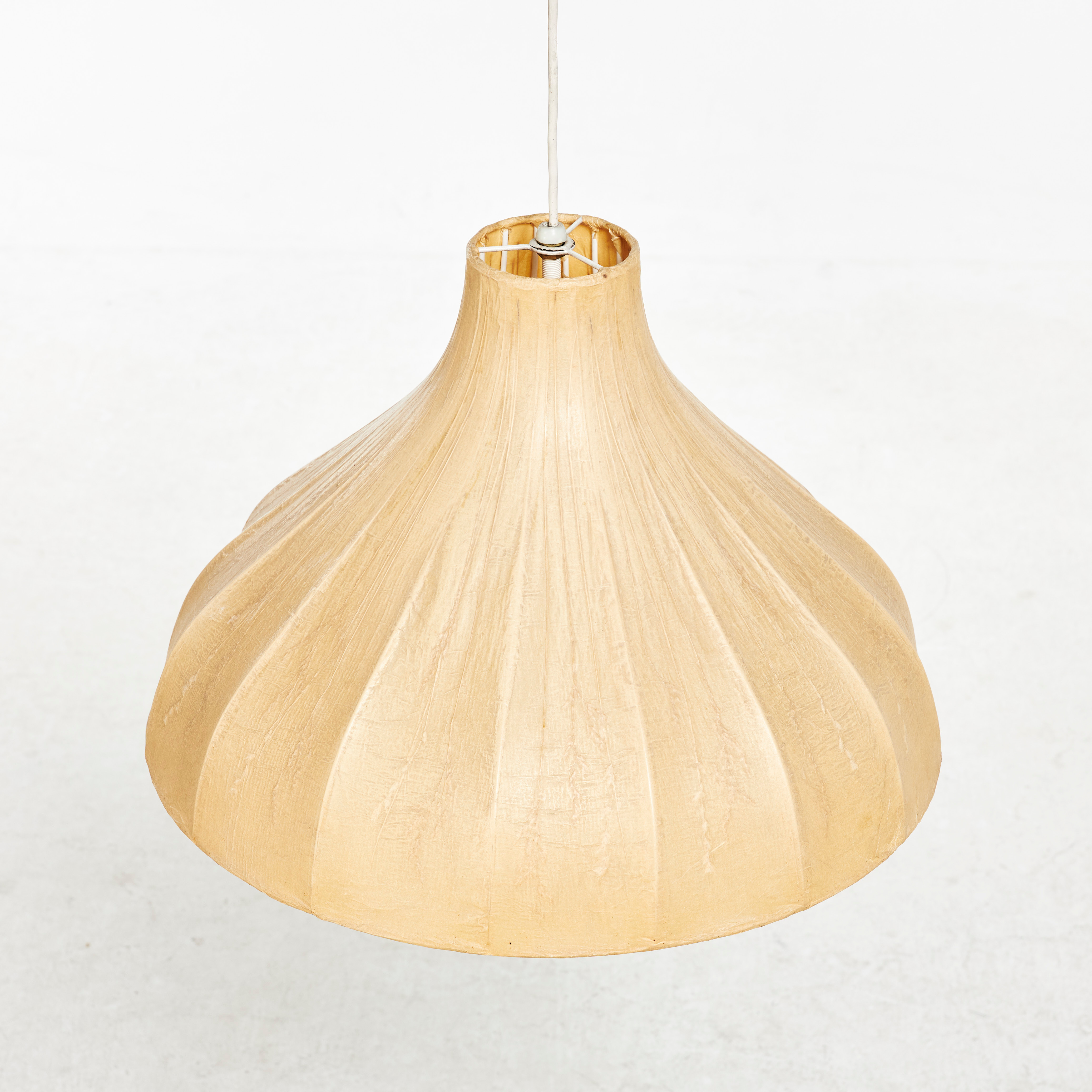 Bilder för 2663211. CARL MALMSTEN. Taklampa "Kjolen", skärm i mönstrat ...