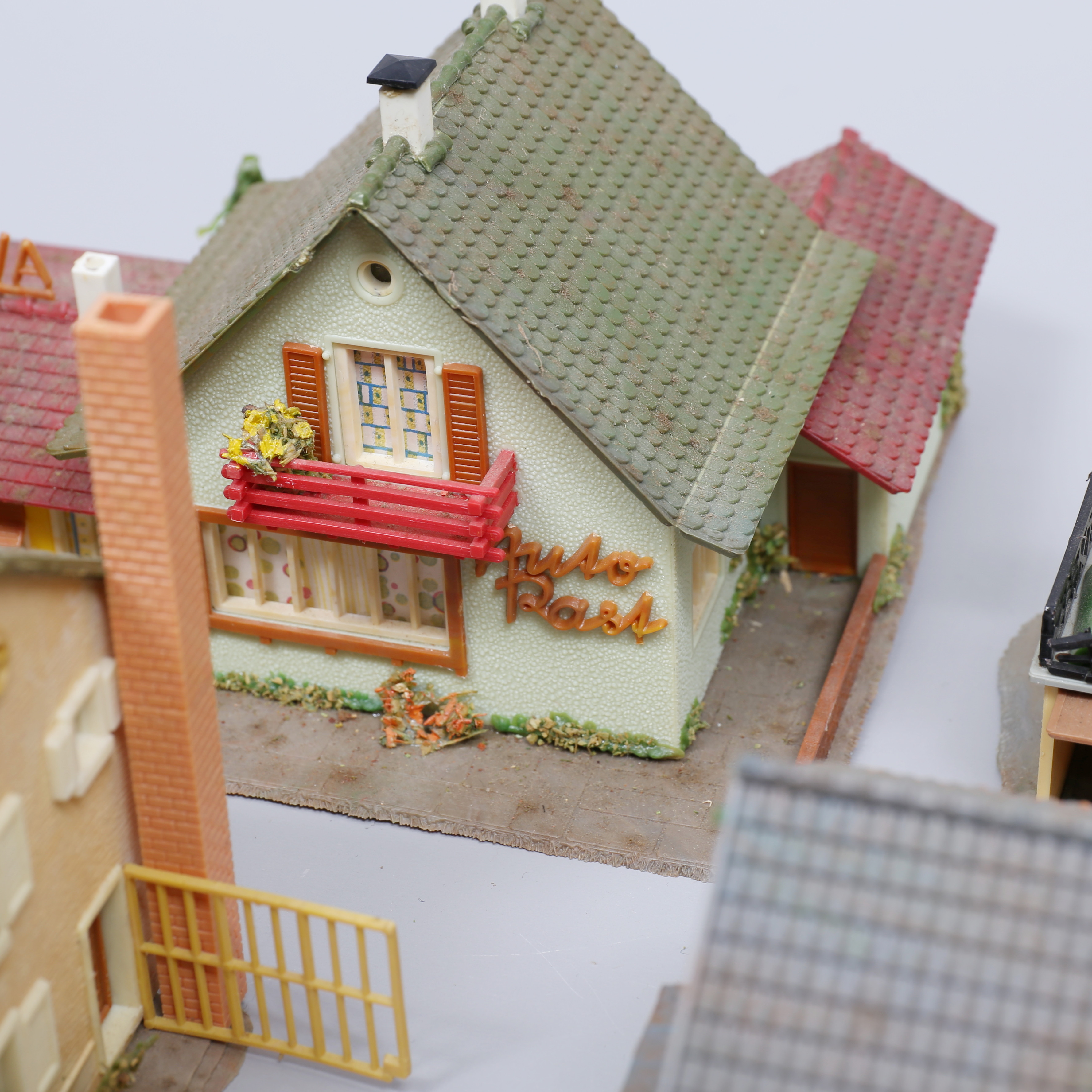 Images for 2674186. MODEL RAILWAY, rails, trains and buildings, Märklin ...